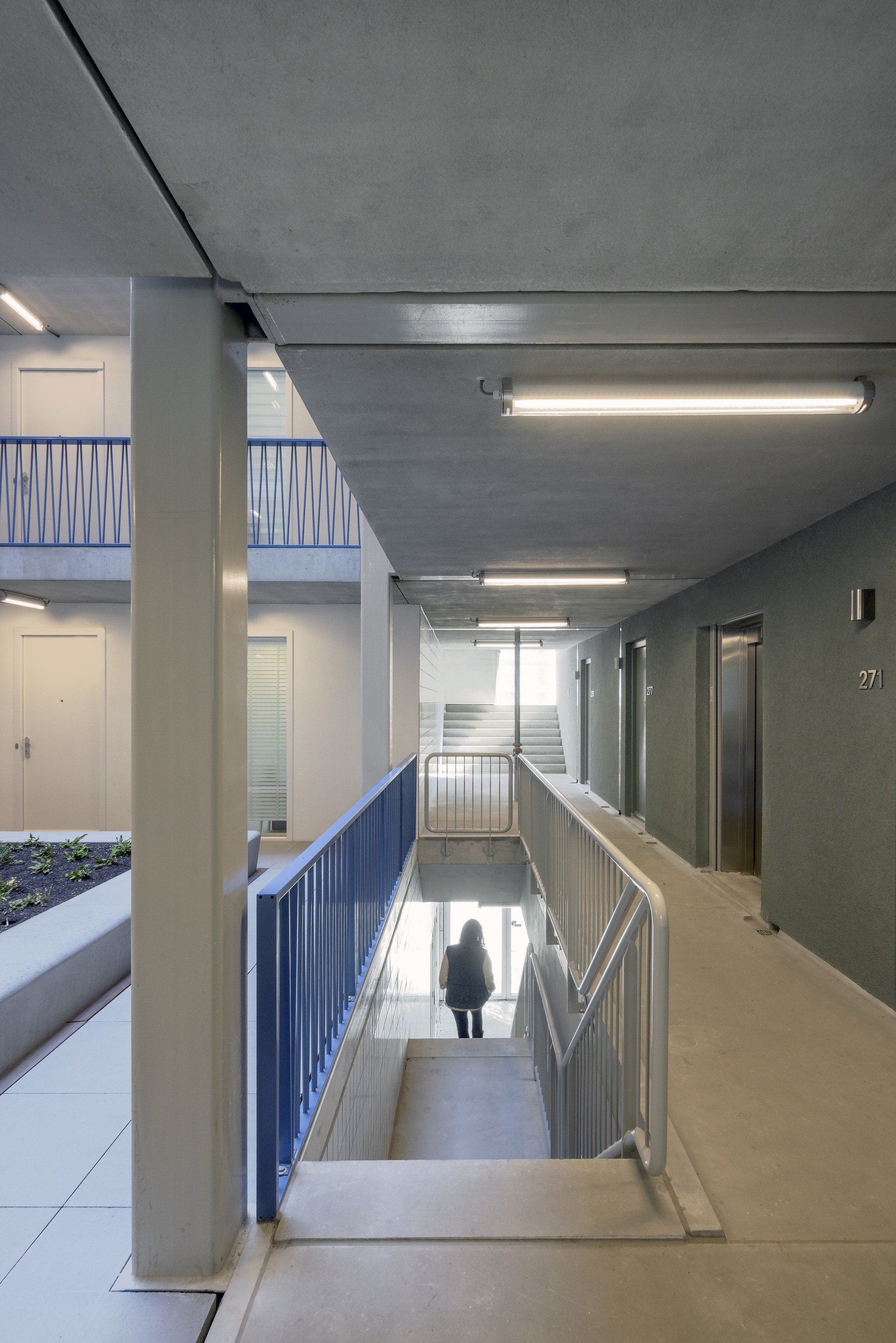 Gallery of Oostenburg Housing Complex / Space Encounters - 5