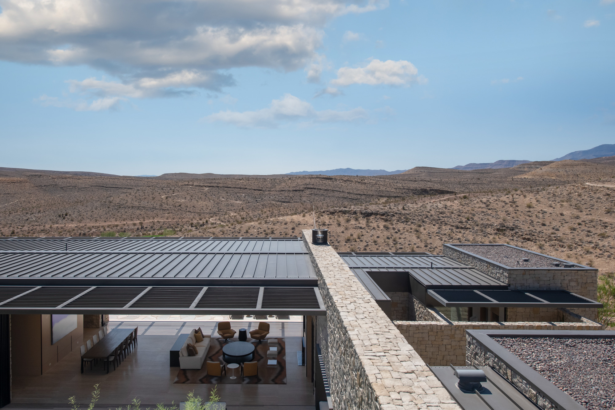 Gallery of Fort 137 Residence / Daniel Joseph Chenin - 7