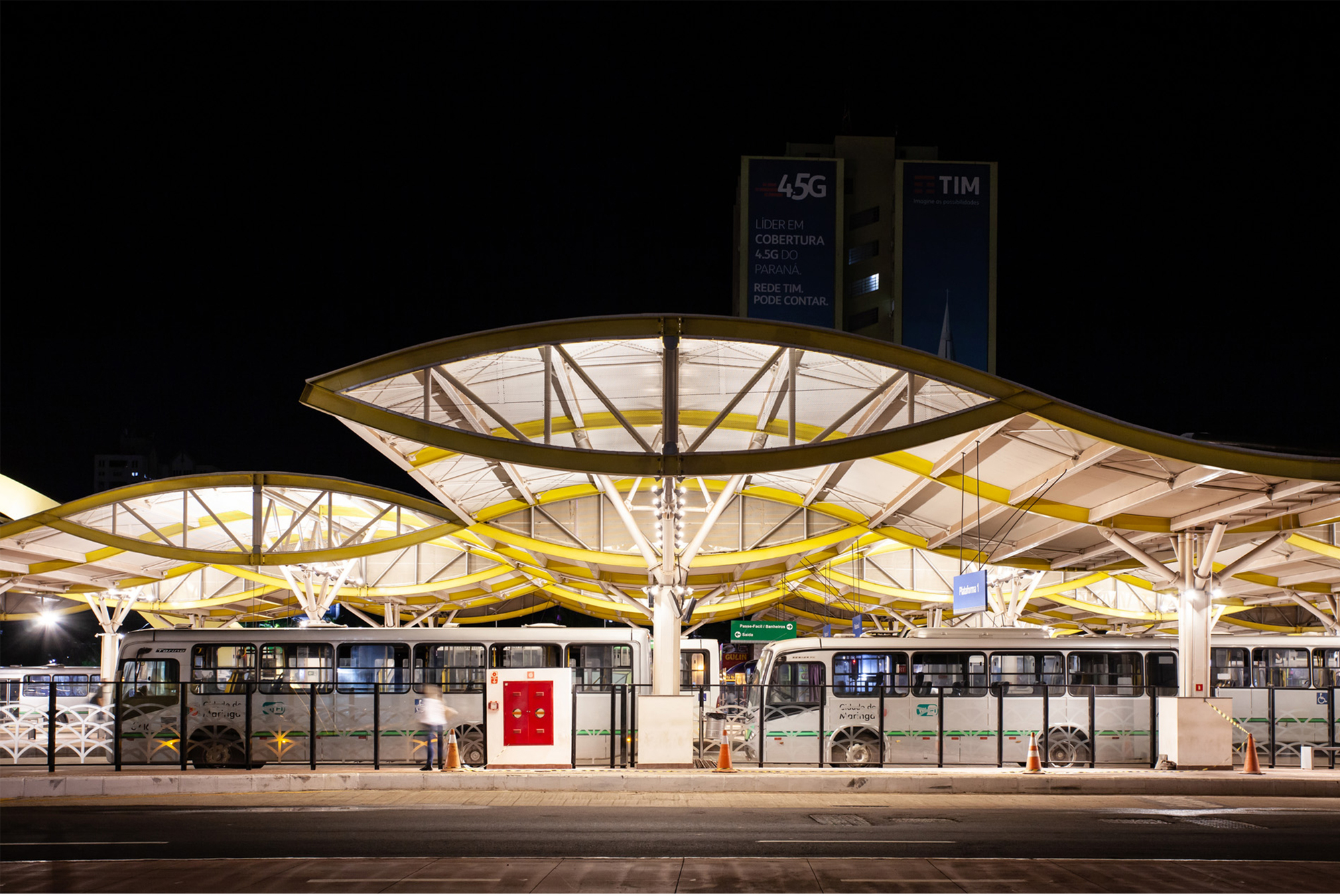 Gallery of Maringá Urban Intermodal Terminal / Borelli&Merigo ...