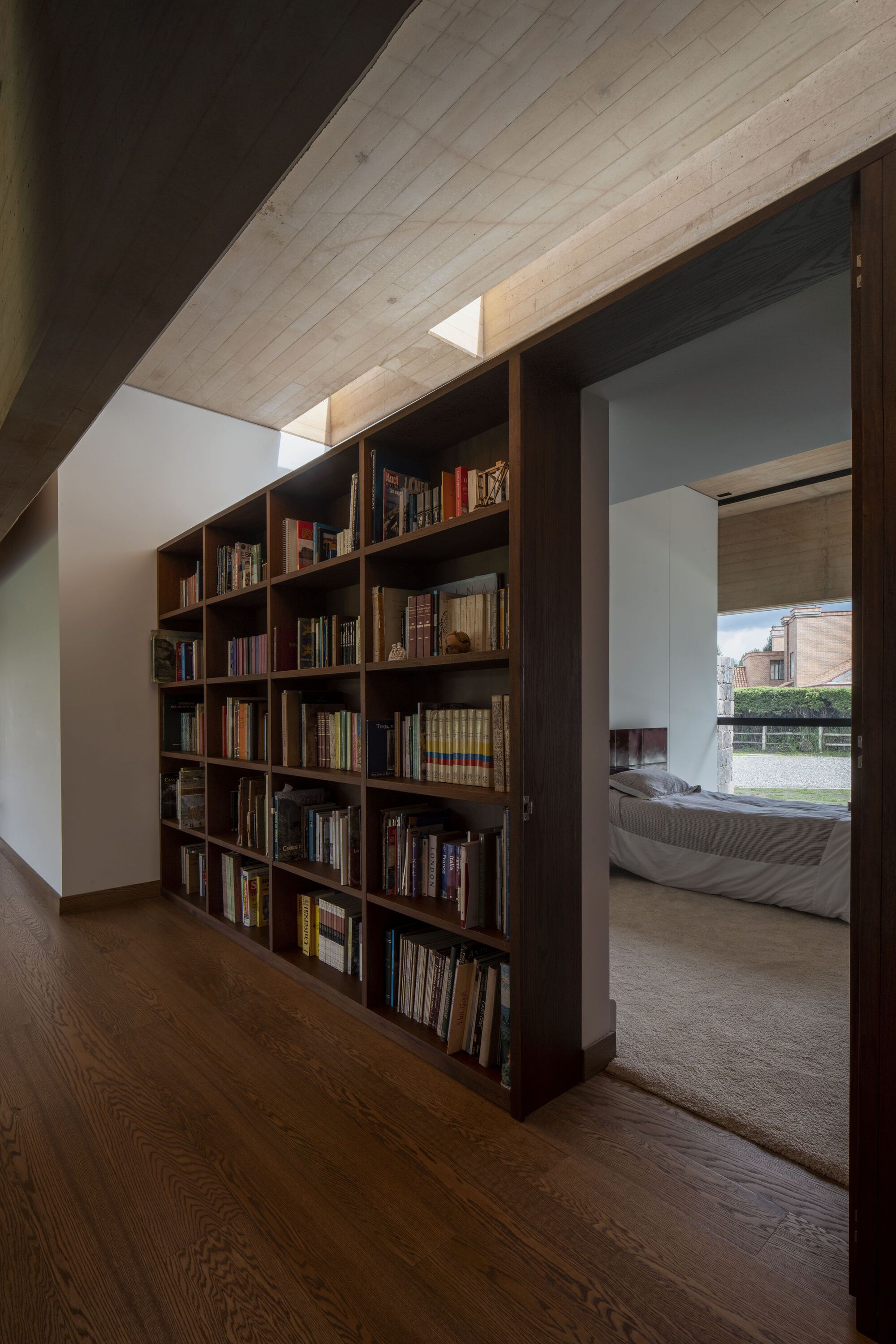 Gallery of Lintel House / Palafito Arquitectura - 13