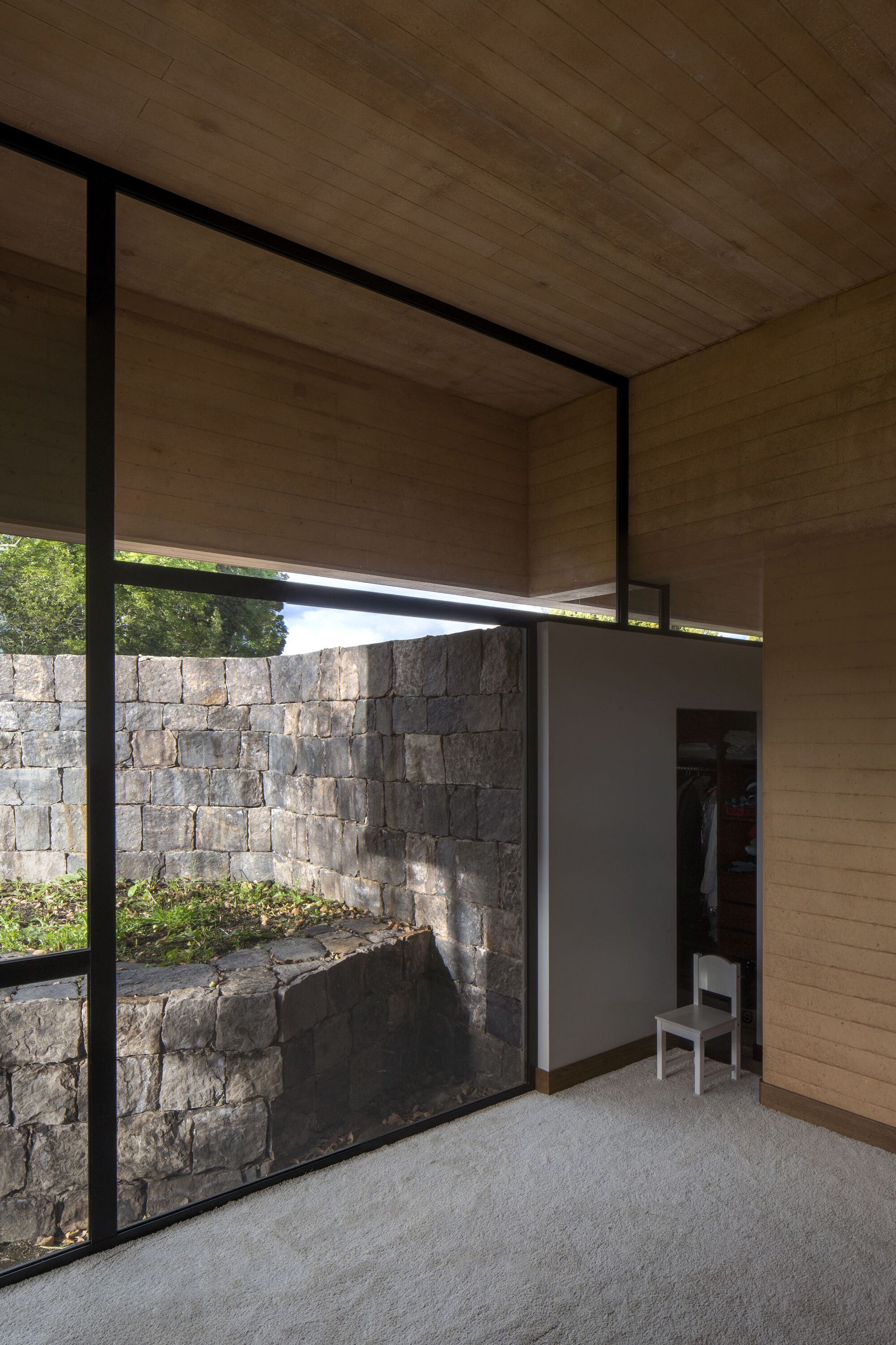 Gallery of Lintel House / Palafito Arquitectura - 12