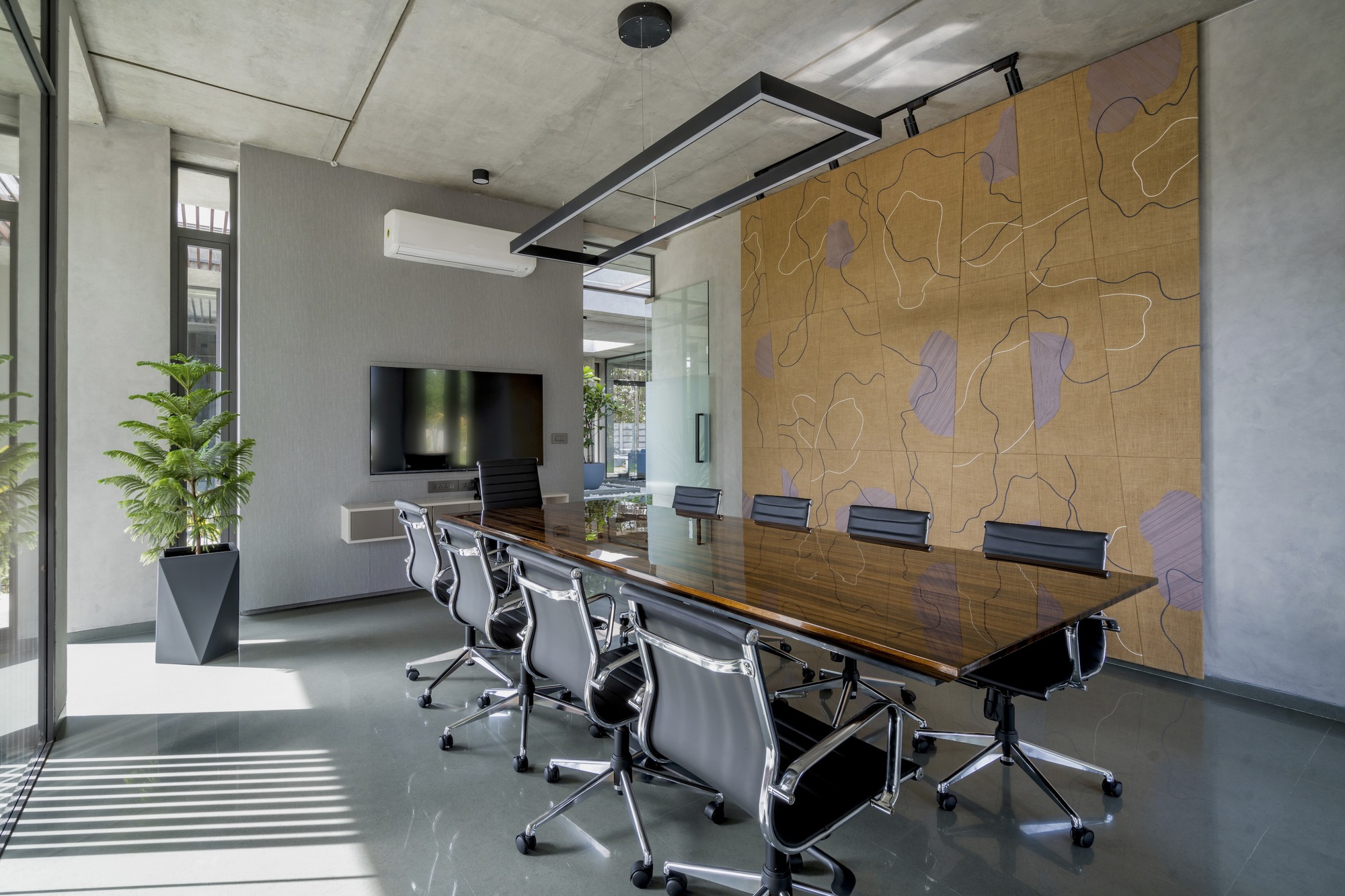 Gallery of Terra Office / Mandviwala Qutub and Associates - 11