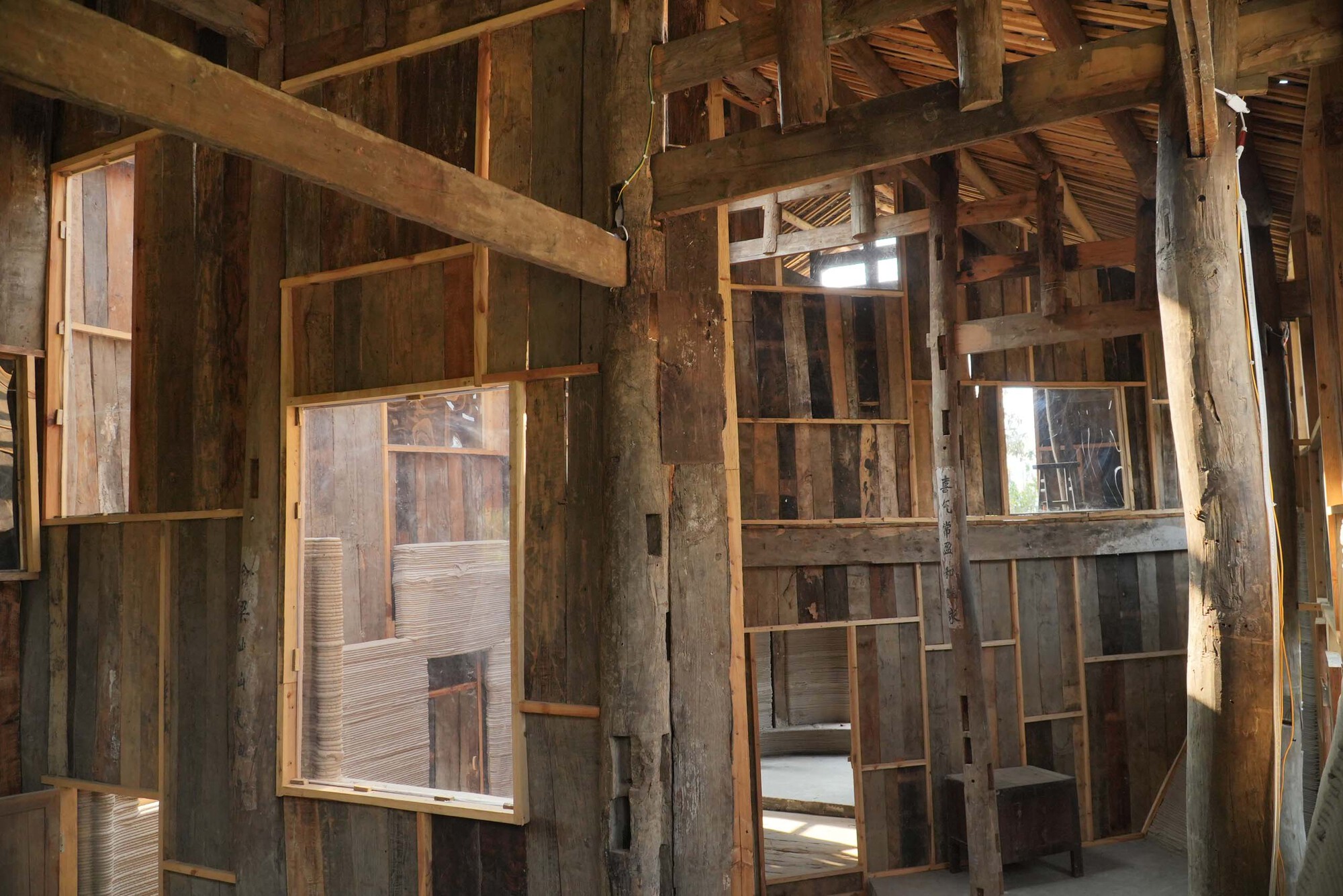 Gallery of Traditional House of the Future / Lidia Ratoi + John Lin - 26