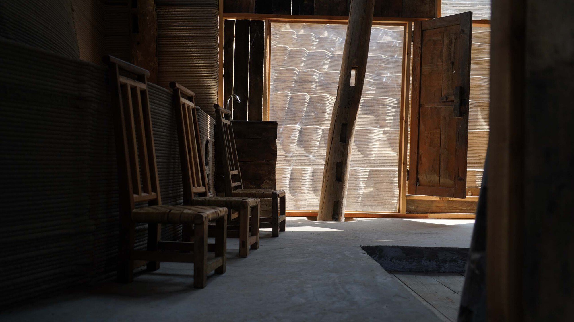 Gallery of Traditional House of the Future / Lidia Ratoi + John Lin - 14