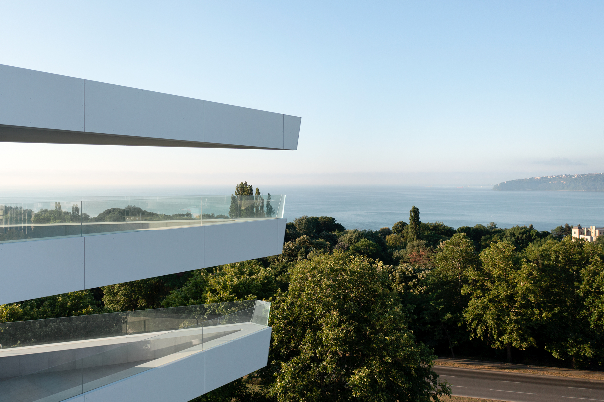 Gallery of EOS Building / STARH - 14