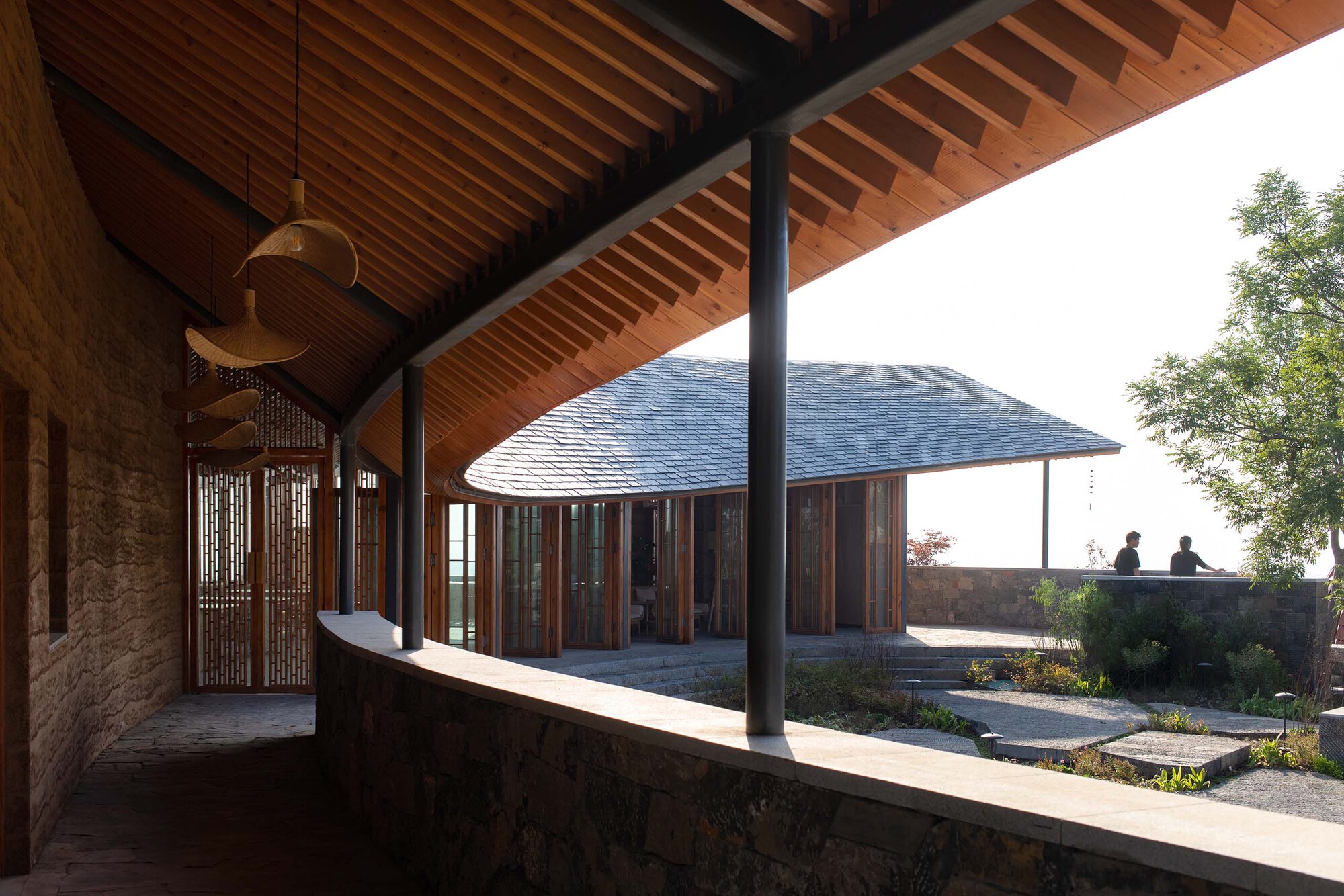 Galería de Pabellón de montaña Dapi / Galaxy Arch - 20