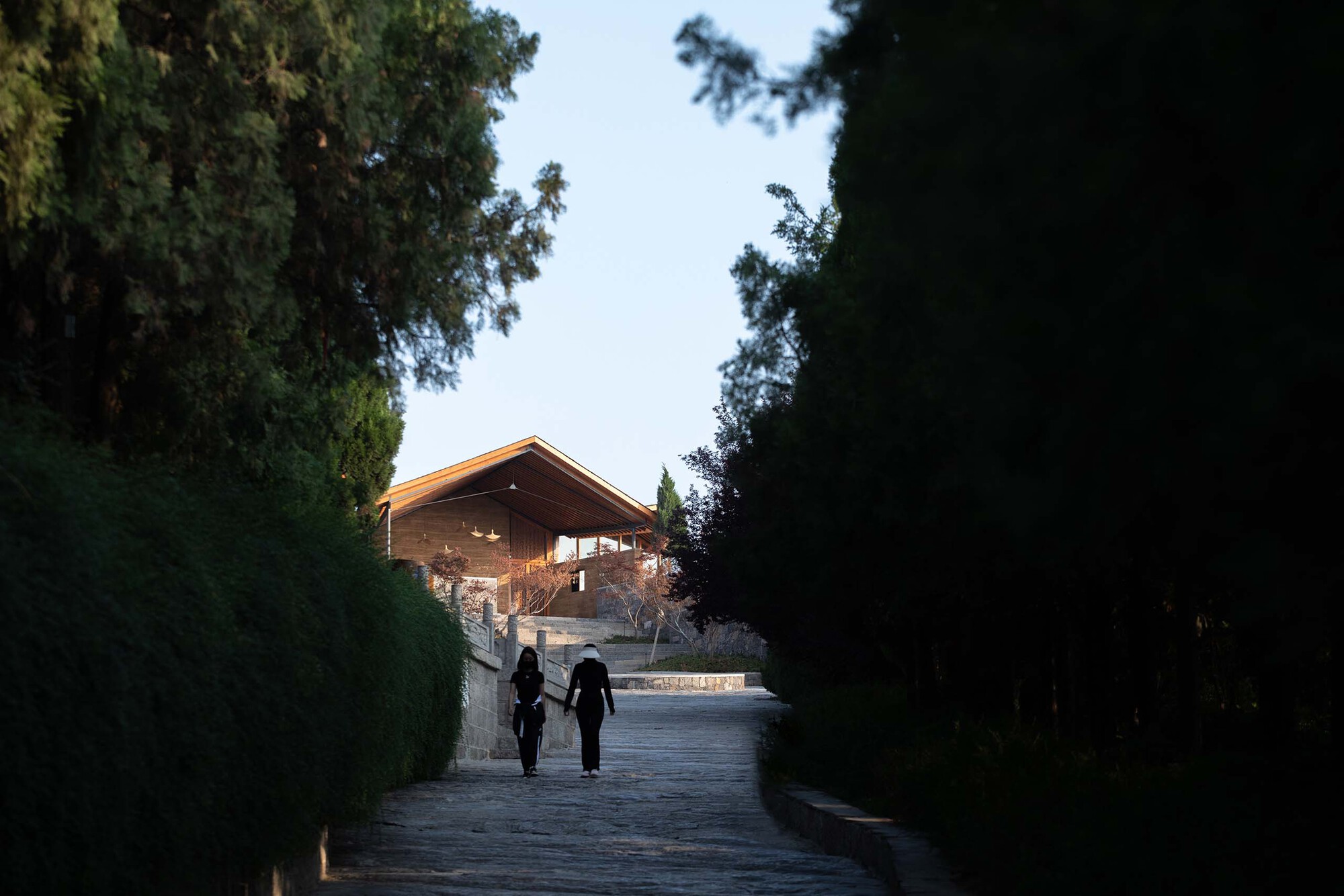 Gallery of Dapi Mountain Pavilion / Galaxy Arch - 12