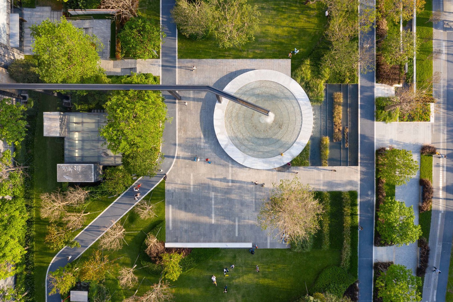 Gallery of Integrating Water Into Architecture and Landscaping ...