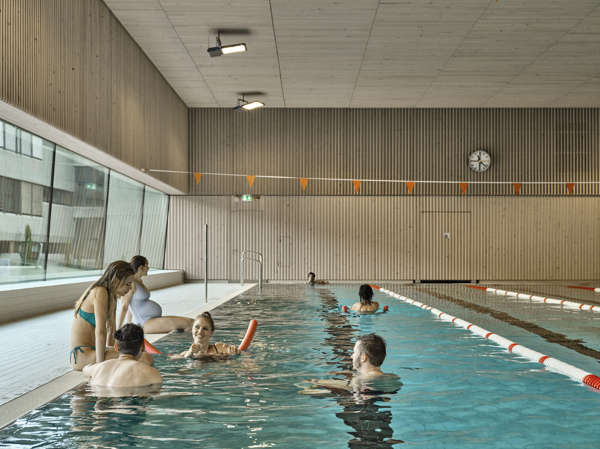 Gallery of Swimming Pool Saint-Prex / LVPH Architectes - 2