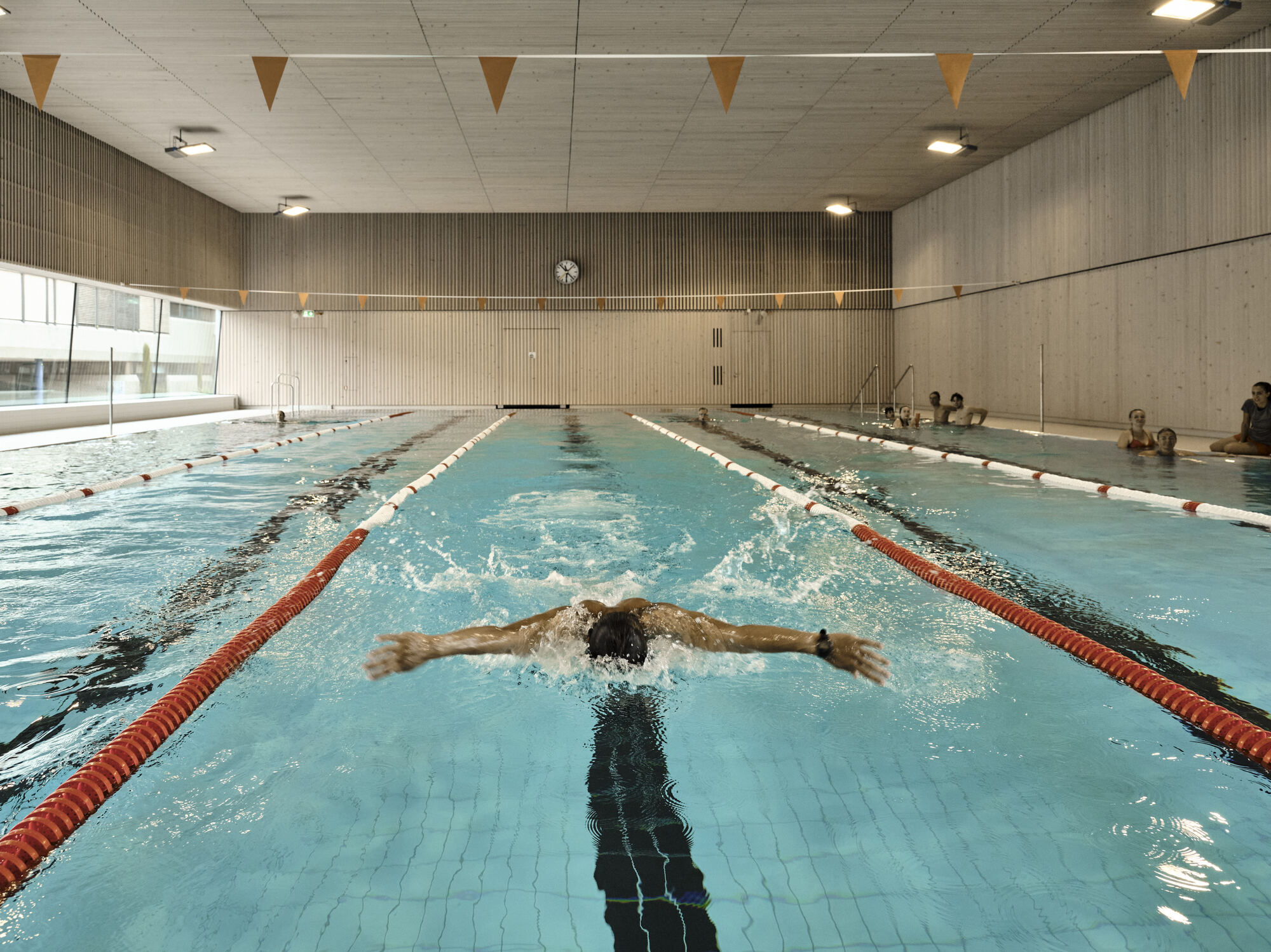 Gallery of Swimming Pool Saint-Prex / LVPH Architectes - 6