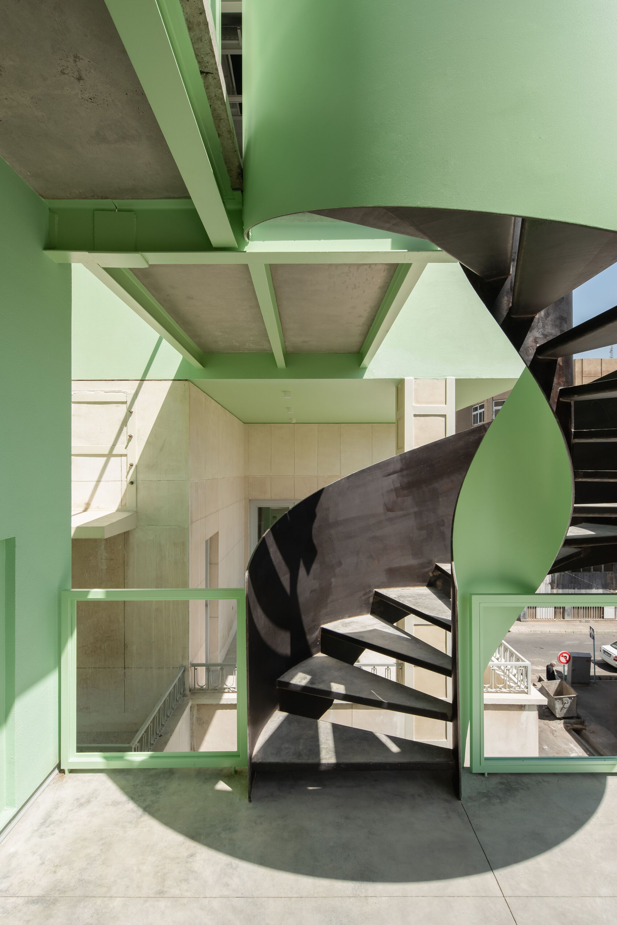 Gallery of Vast Gallery & Artist Residency / Persian Garden Studio - 21