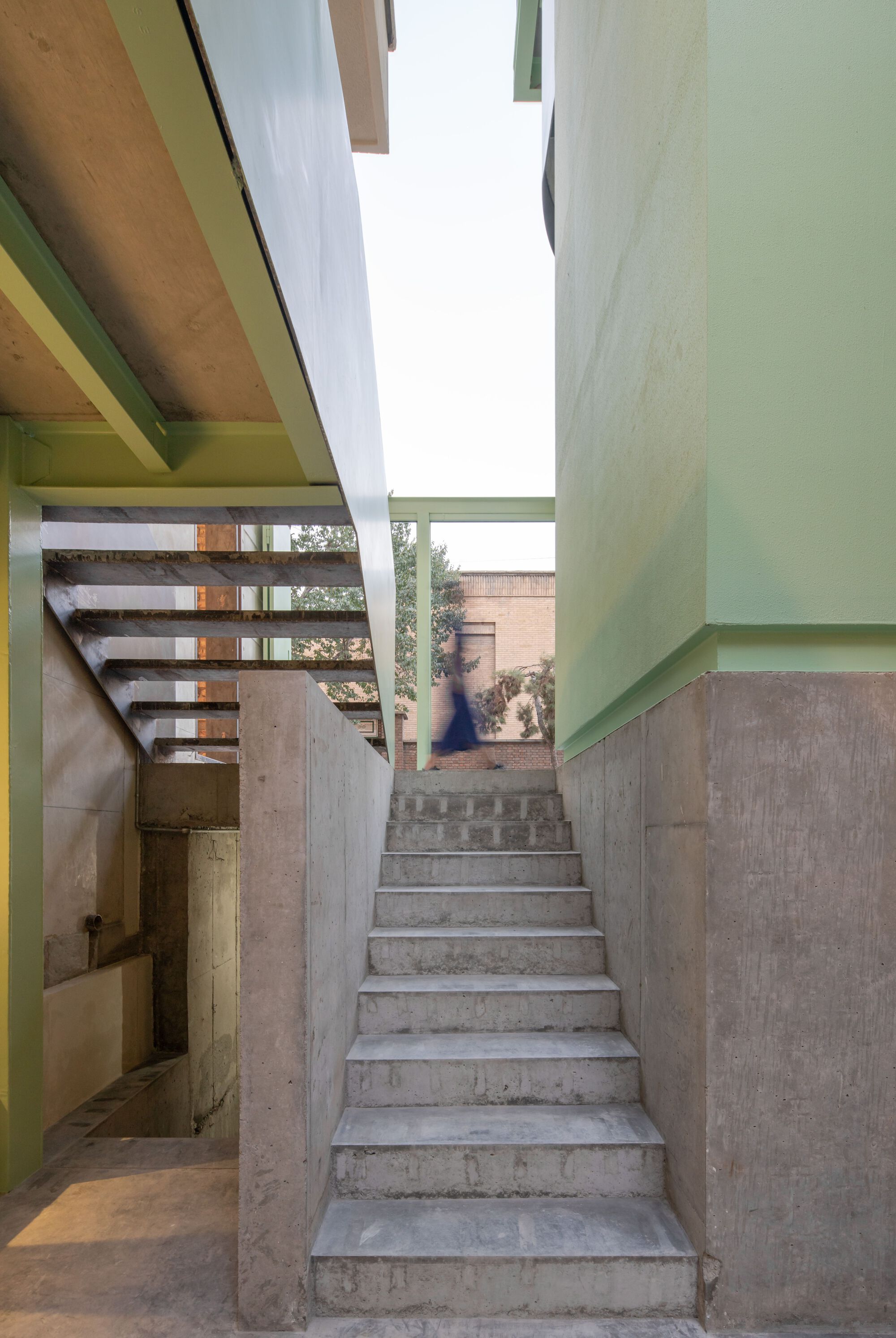 Gallery of Vast Gallery & Artist Residency / Persian Garden Studio - 17