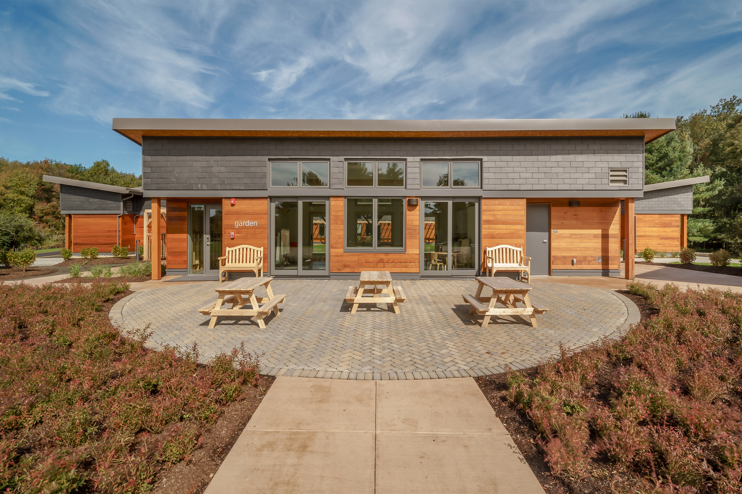 Gallery of Natural Slate Rainscreen Cladding: Combining Geometric ...