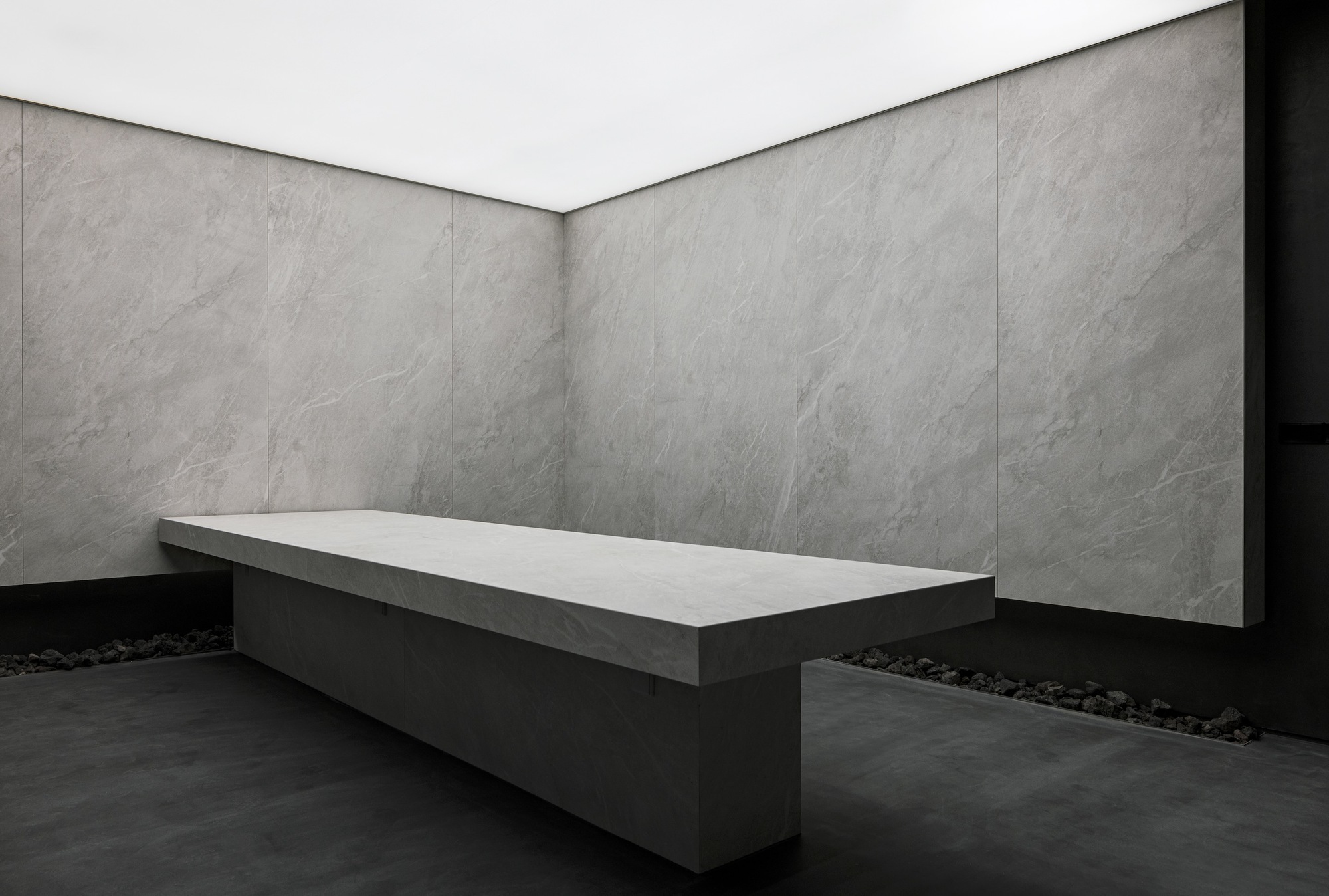 Gallery of FNC Entertainment Seongsu Office / EDIT TABLE - 31