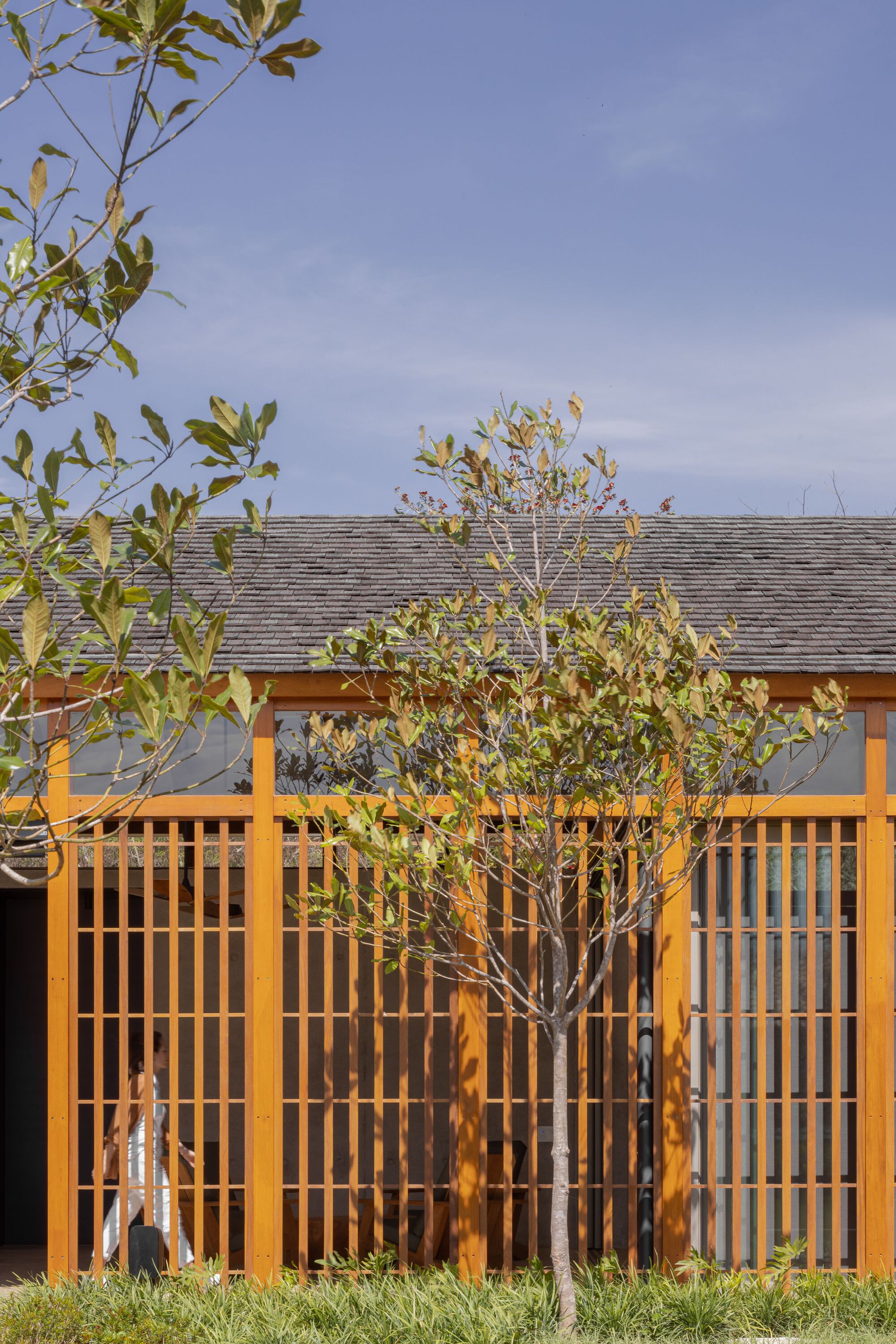 Gallery of Monte Mor III House / Gui Mattos - 8