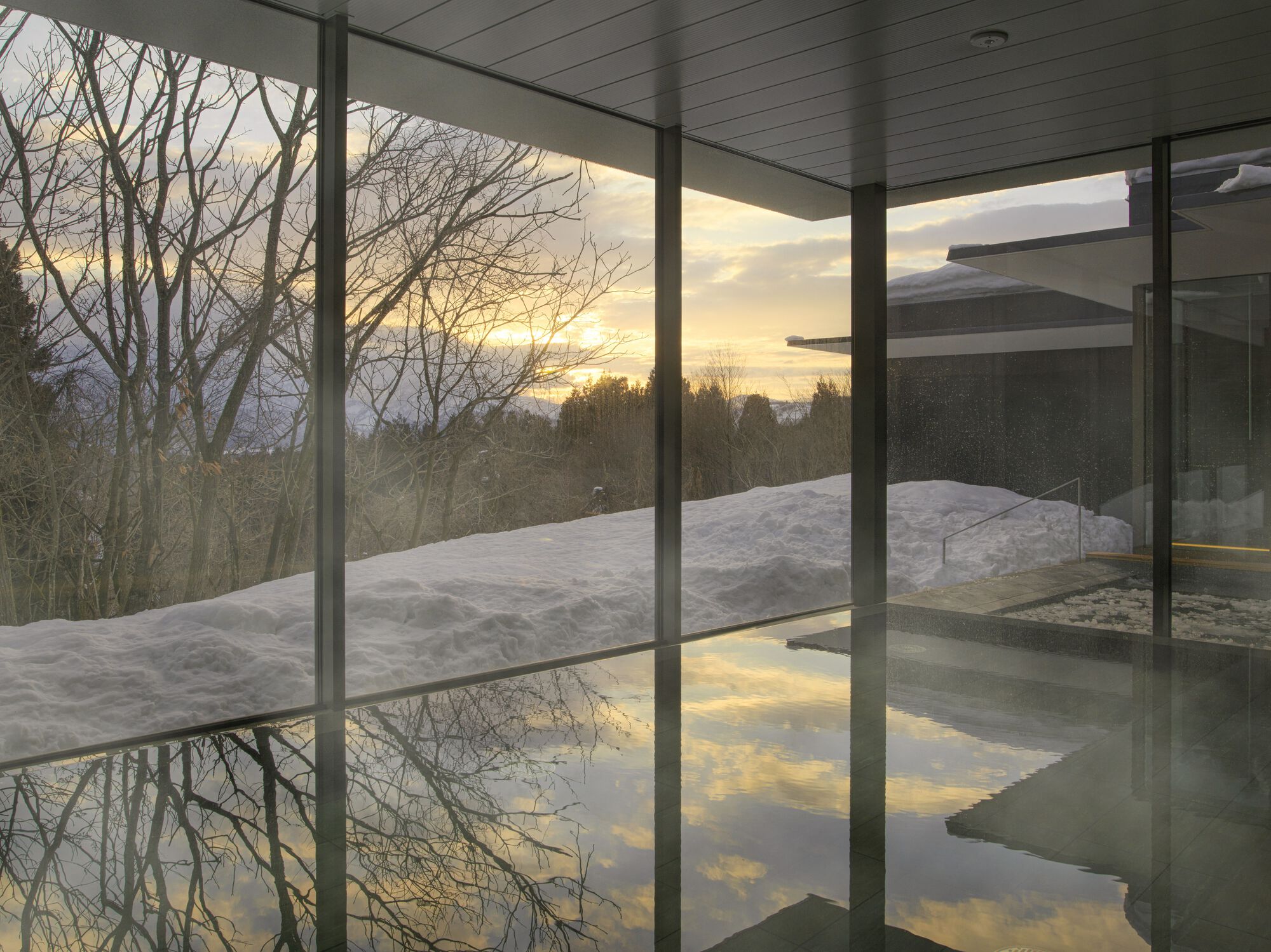 Gallery of Snowpeak Field Suite Spa Headquarters / Kengo Kuma ...