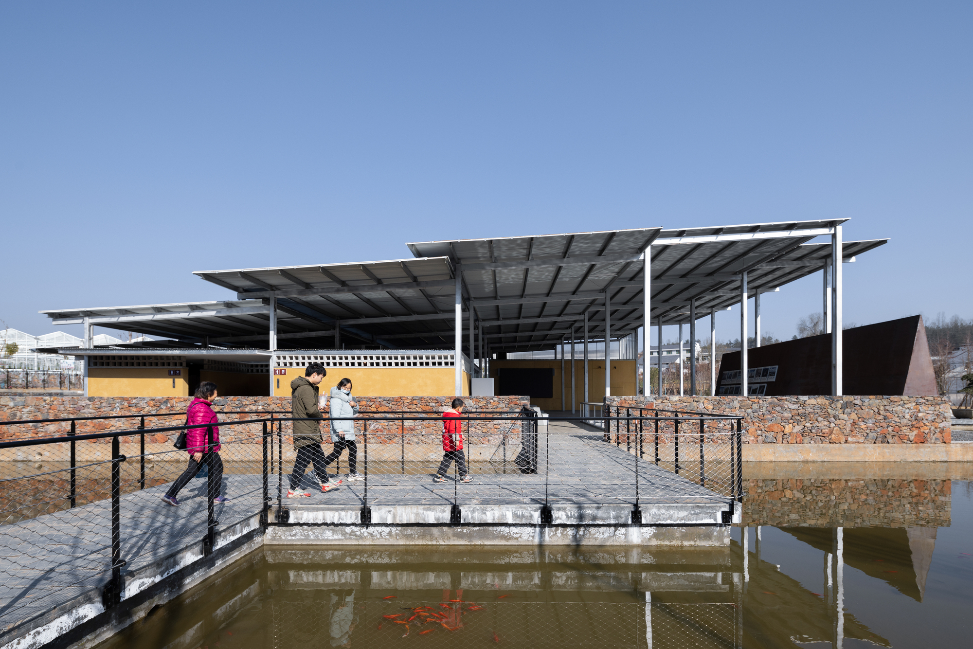 五福龙井农产品展示中心 / 小写建筑事务所 | ArchDaily