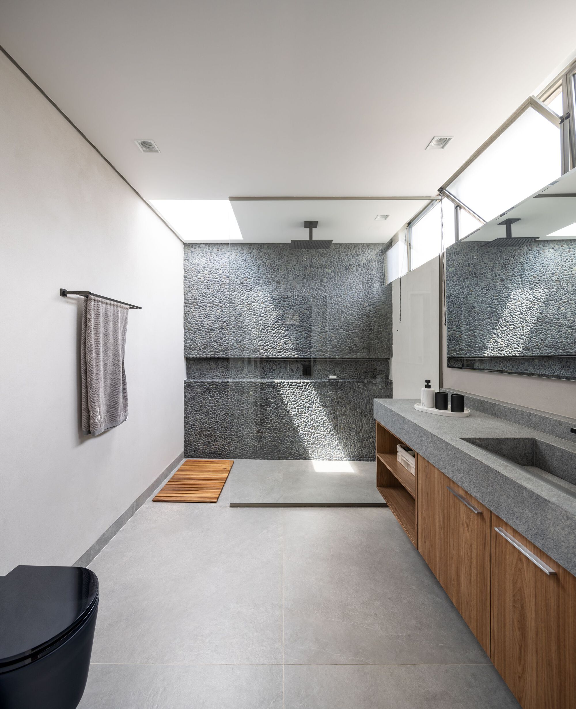 Gallery of Axial House / TAU Arquitetos - 32