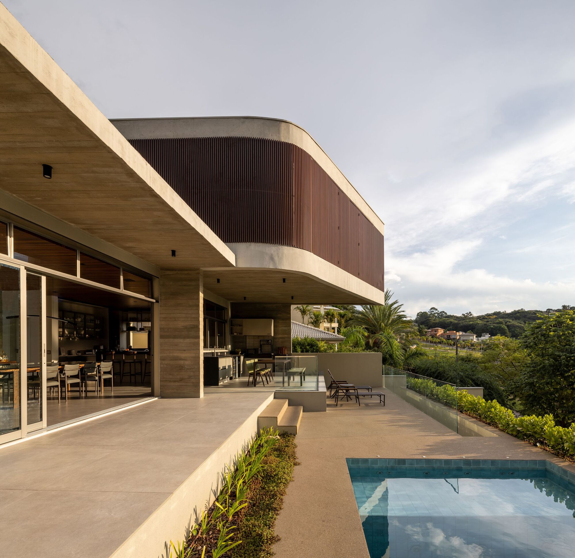 Gallery of Axial House / TAU Arquitetos - 5