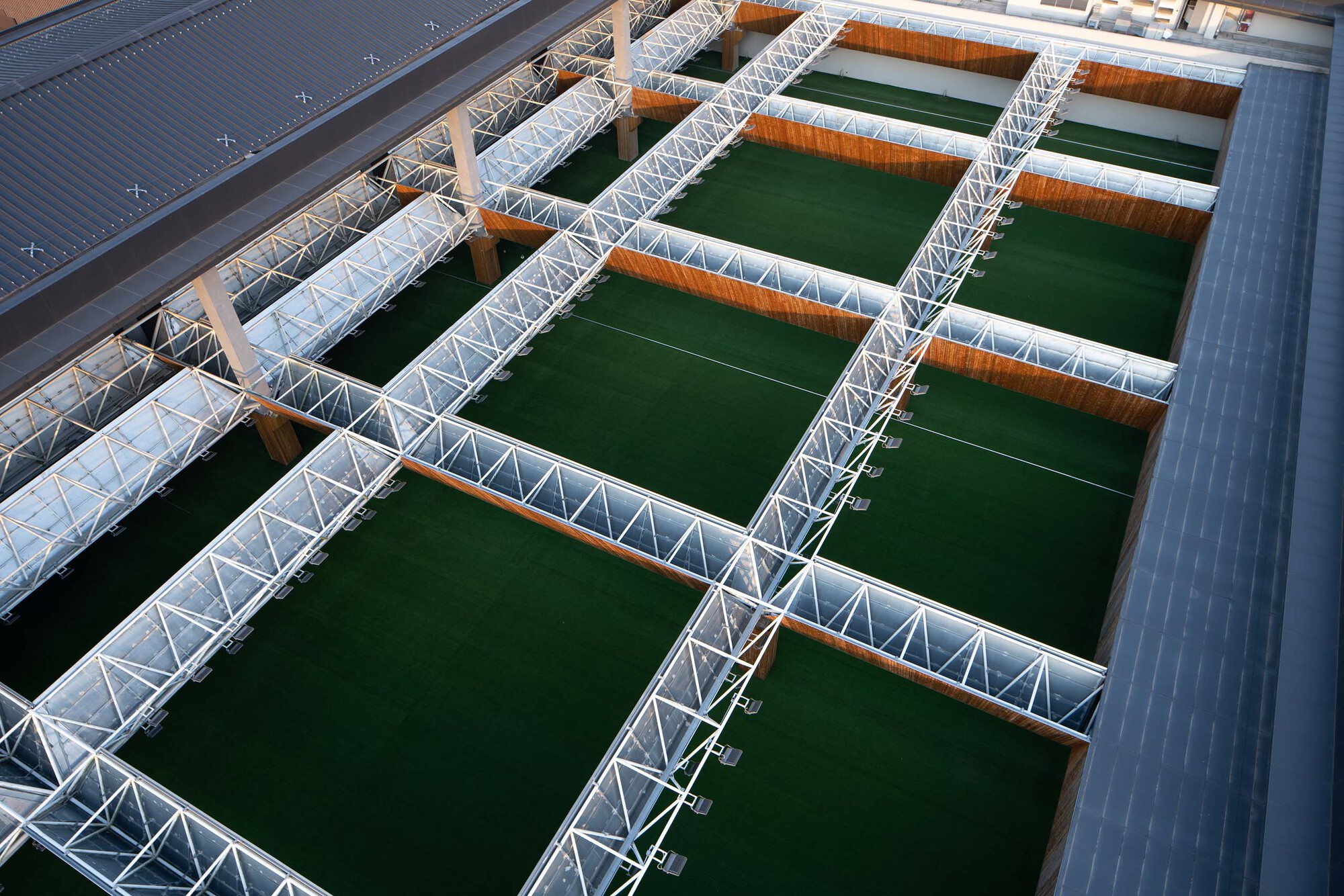 Gallery of Fuyang Yinhu Sports Center / UAD - 25