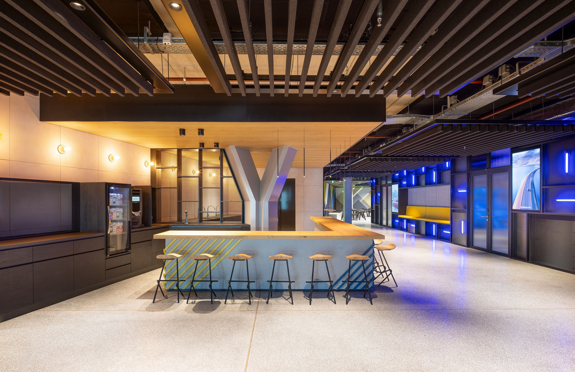 Gallery of Booking.com City Campus / UNStudio - 38