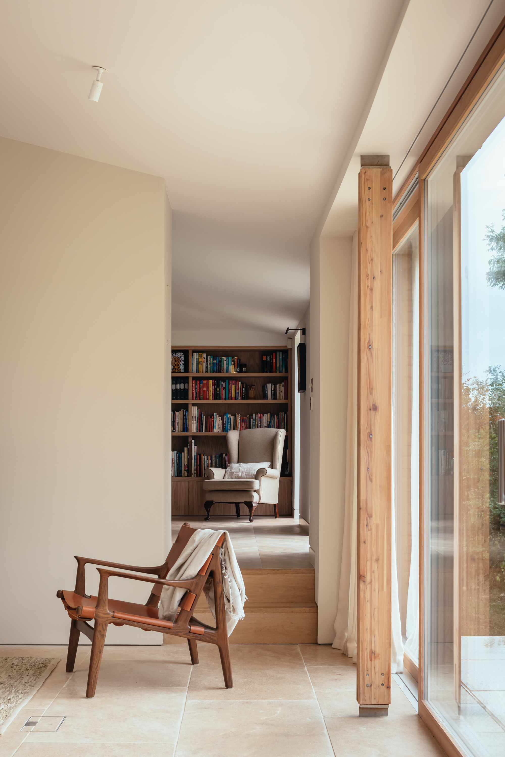 Gallery of Cotswolds House / Oliver Leech Architects - 19