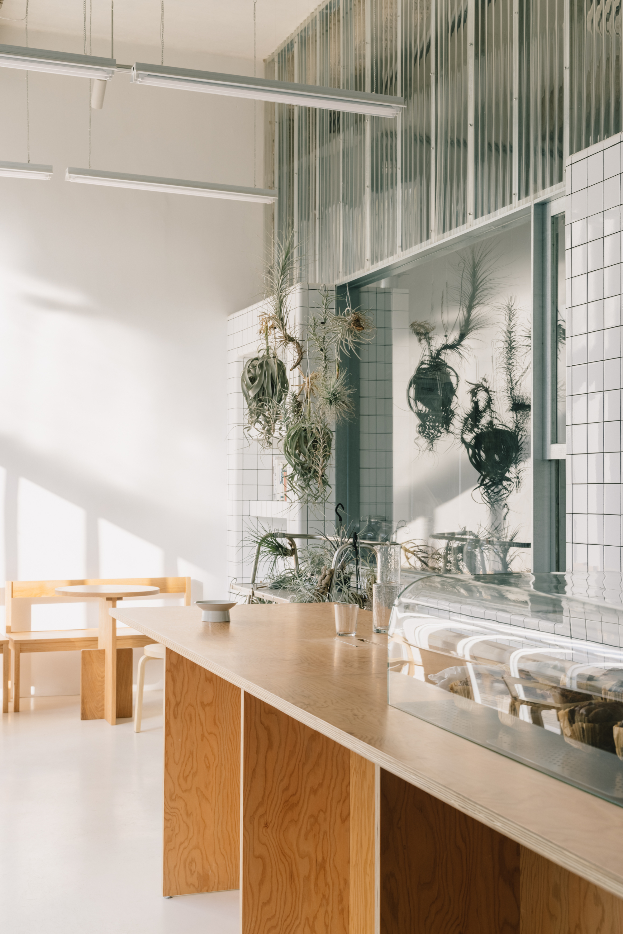 Gallery of Over Bakery / atelier tao+c - 16