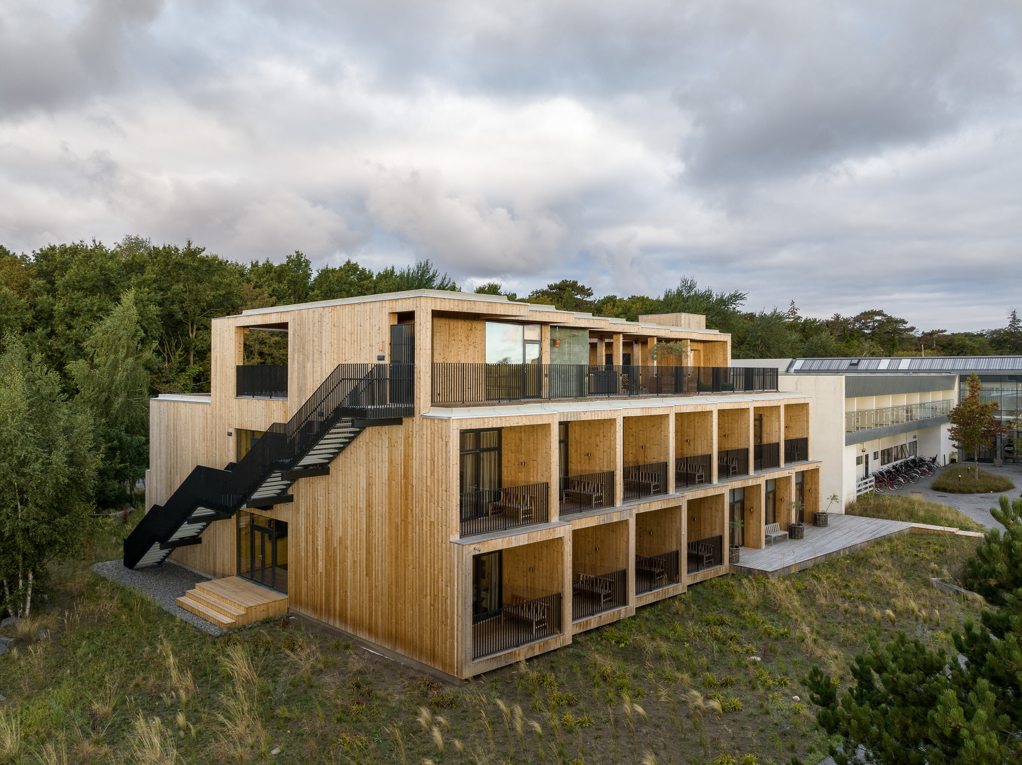 Galeria de Hotel Green Solution House 2.0 / 3XN + GXN - 7