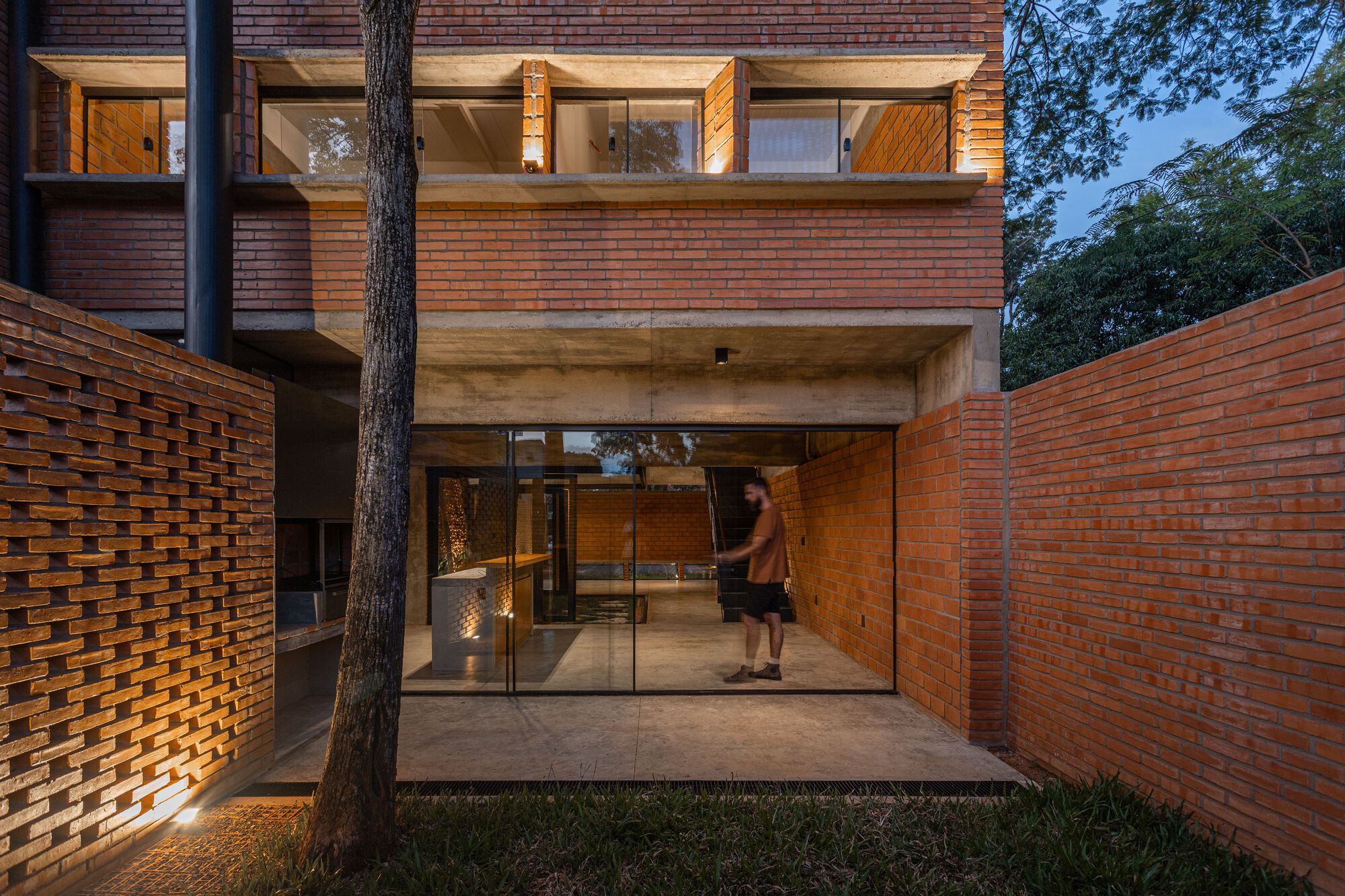 Gallery of Garden Houses / Marlene Ortiz - Florencia Fernández ...