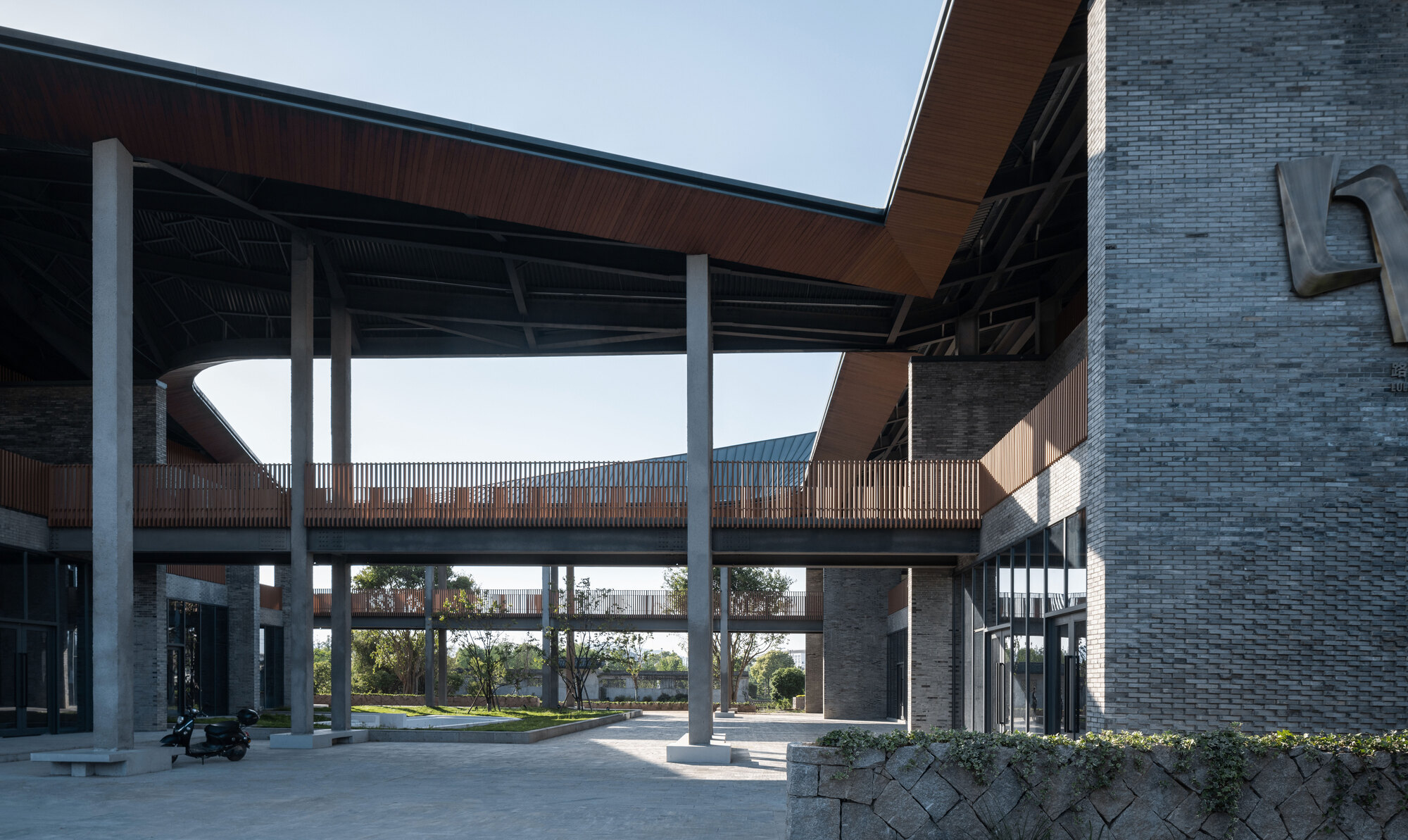 Gallery of The Road Corridor Cultural Station / Hangzhou Yuanshe ...