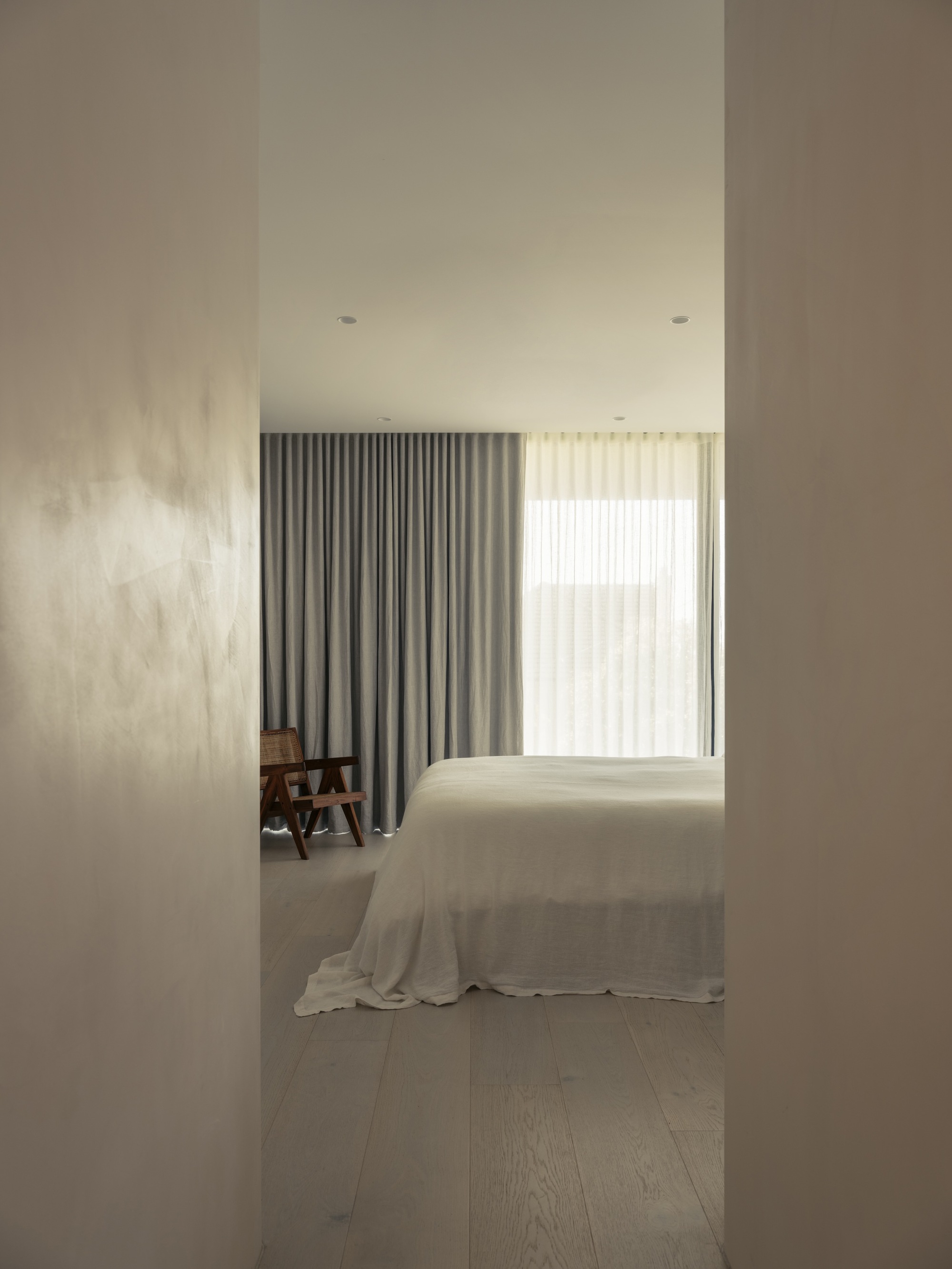 Gallery of 3 Bronte House / David Katon + Matters & Made - 17