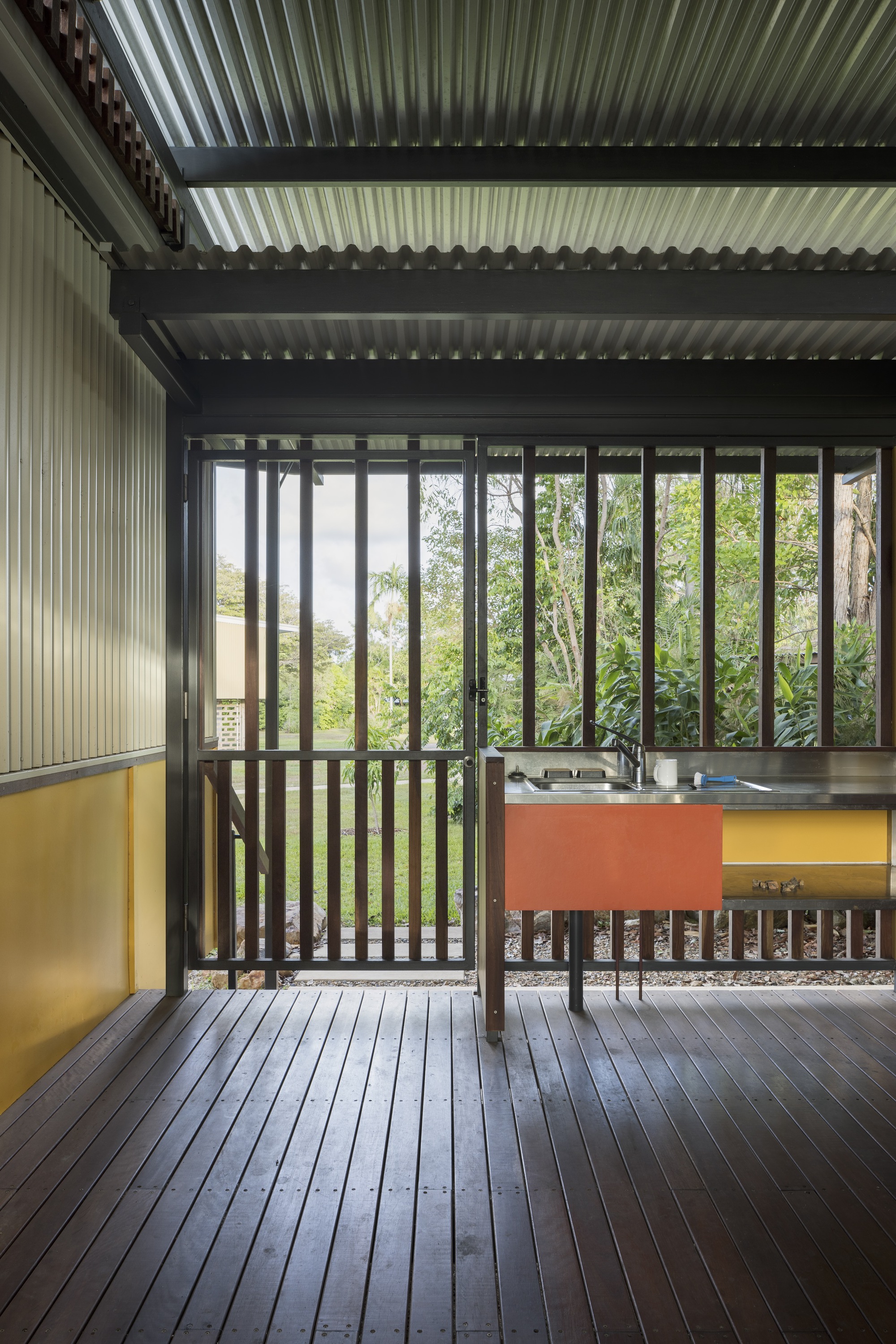 Gallery of Nungalinya Accommodation / Incidental Architecture - 12
