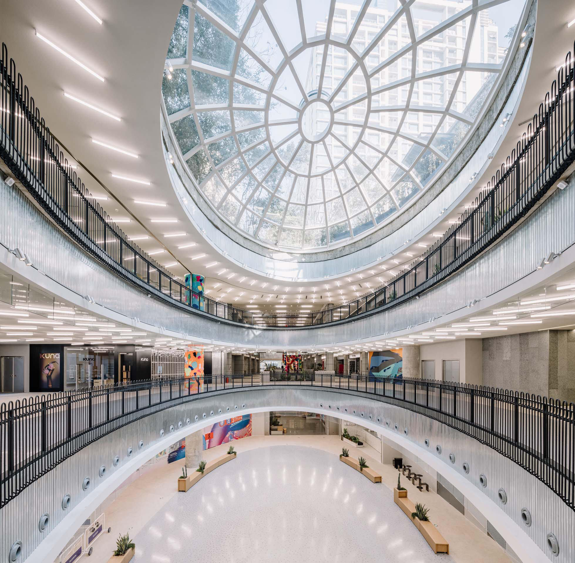 Gallery of Maximizing Space with Mezzanine Levels in Offices and Homes - 6