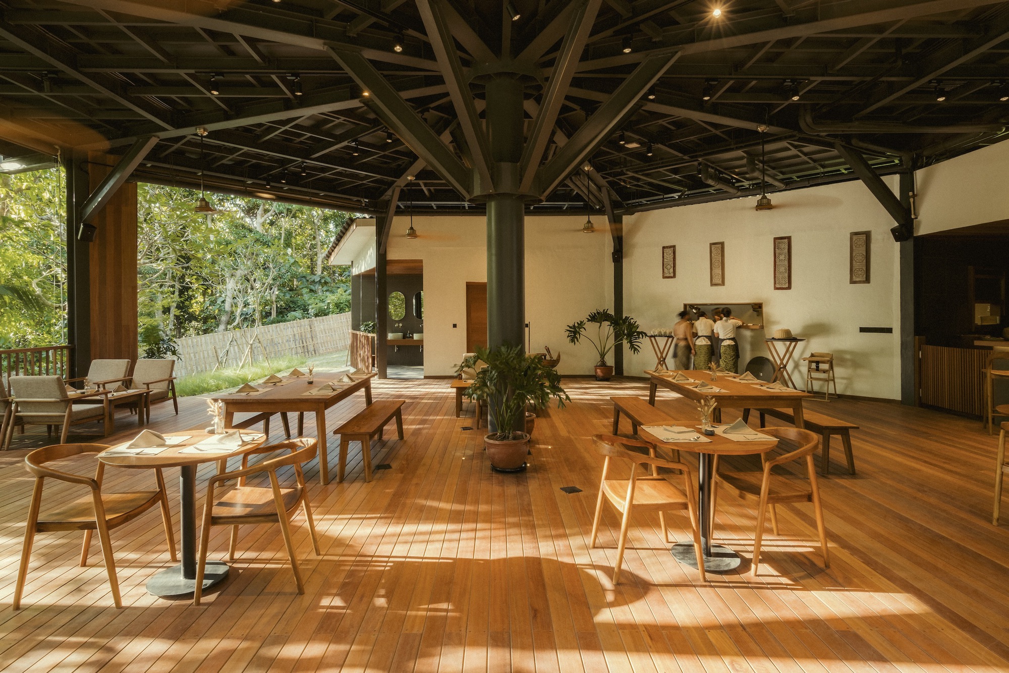 Gallery of The Octagon Restaurant and Workspace / Stilt Studios - 12