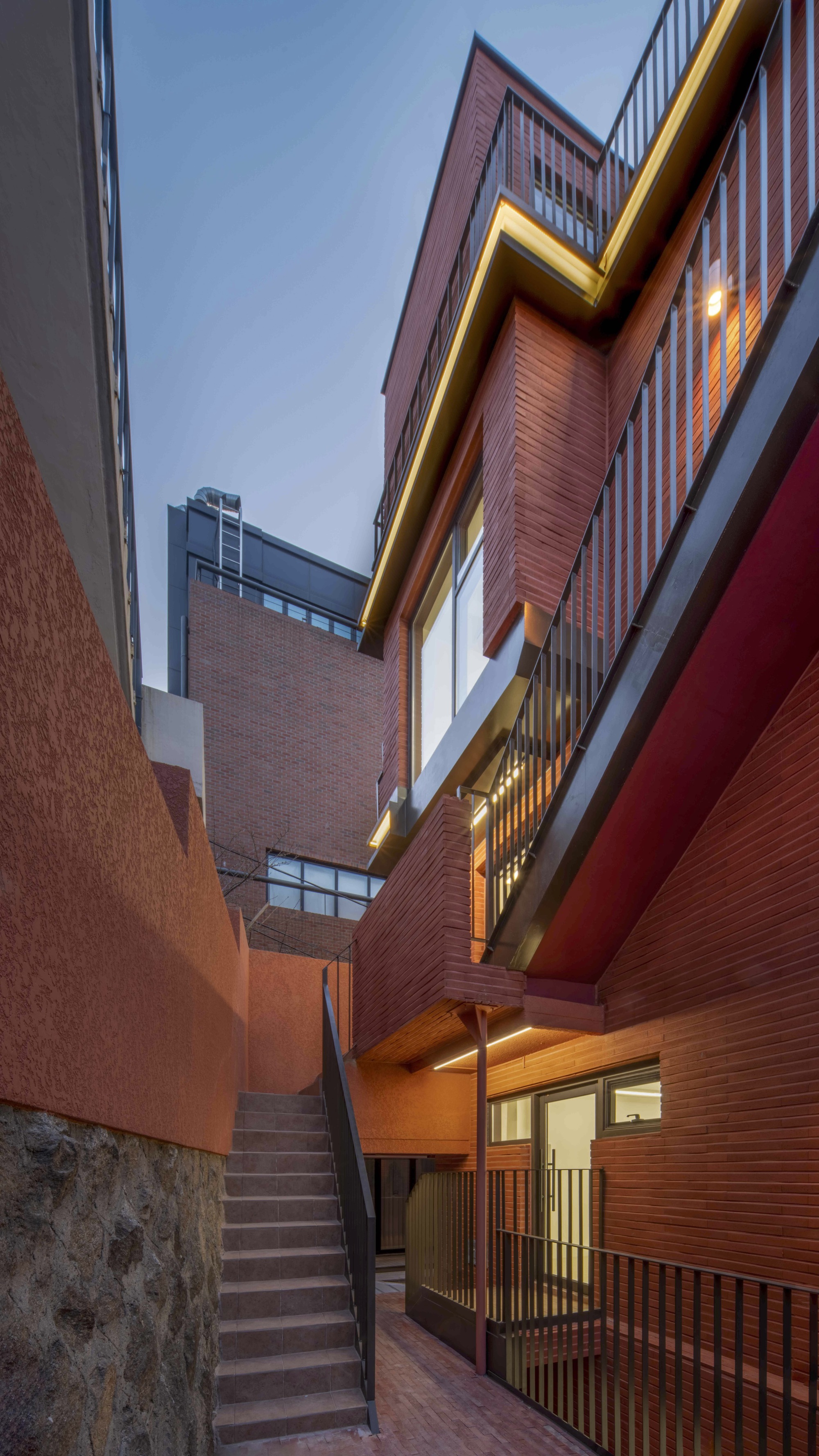 Gallery of Na-bom Building / Donggarm Architecture, Inc. - 11