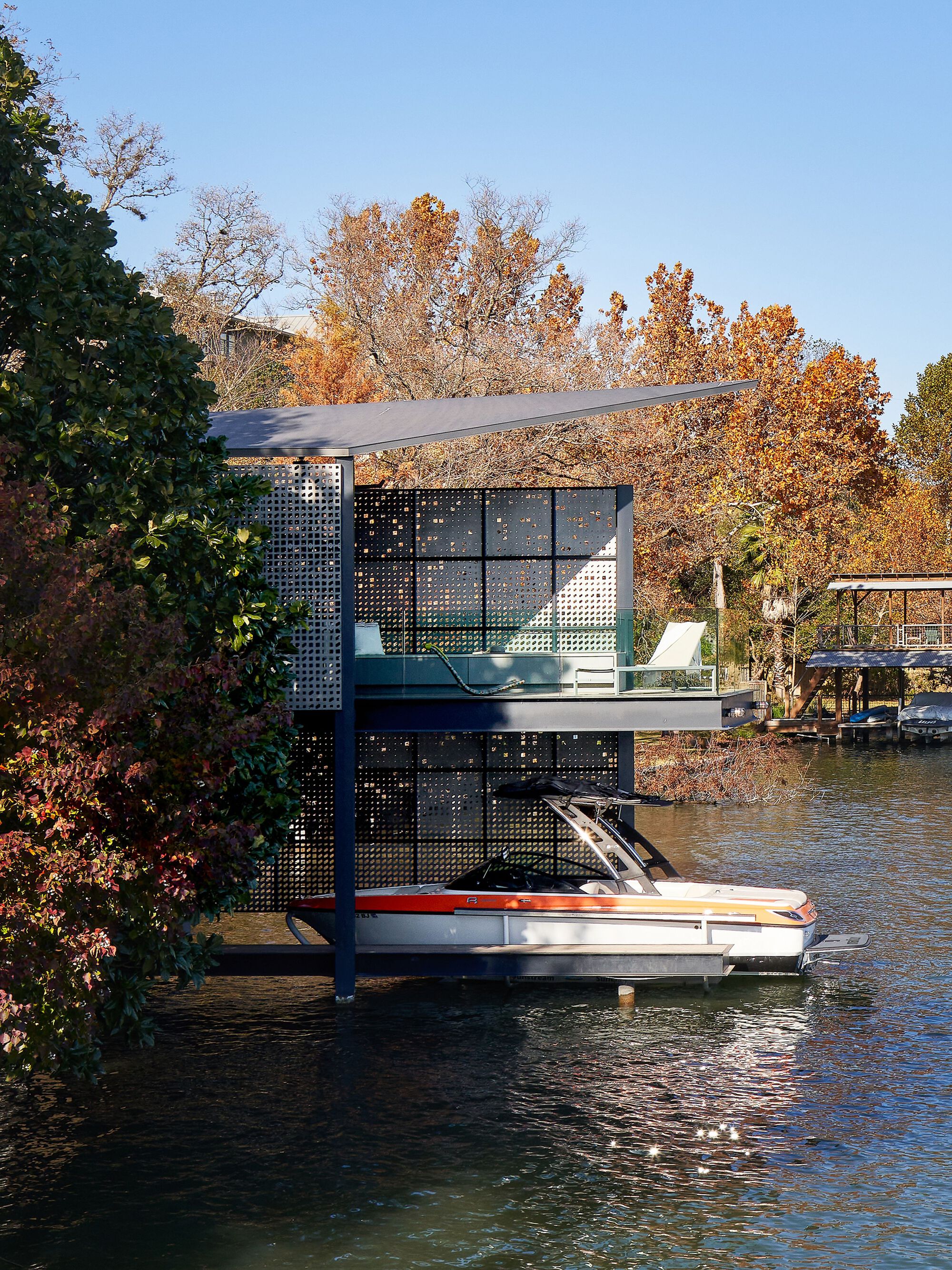 Gallery of Filtered Frame Dock / Matt Fajkus Architecture - 7