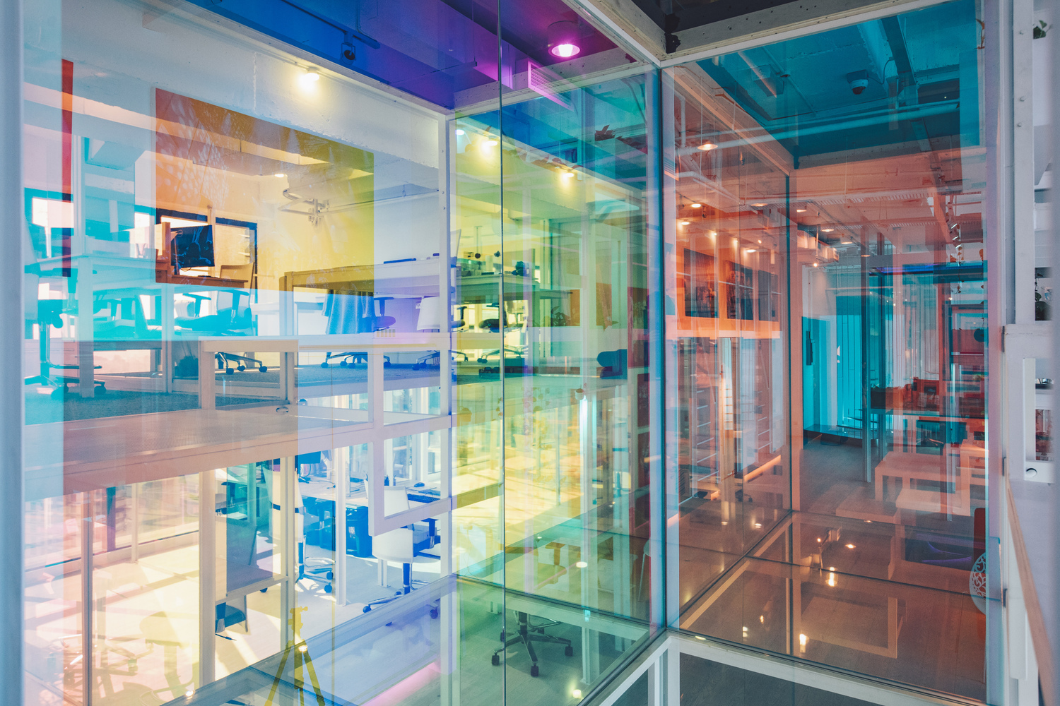 Gallery of Natural or Artificially Pigmented Materials? Exploring Color ...