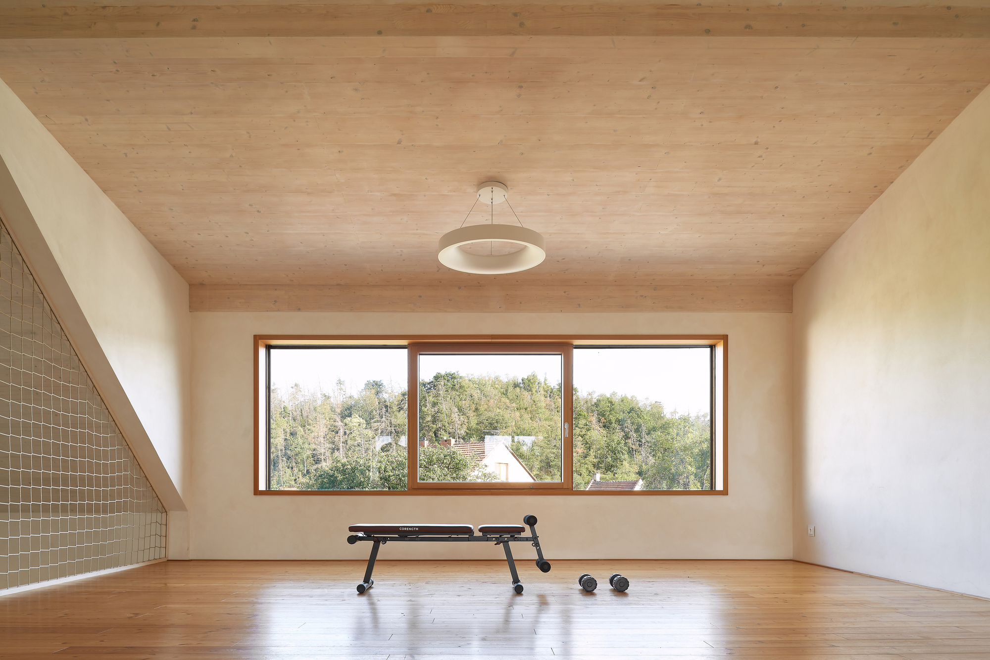 Gallery of The House in the Suburbs / ORA - 8