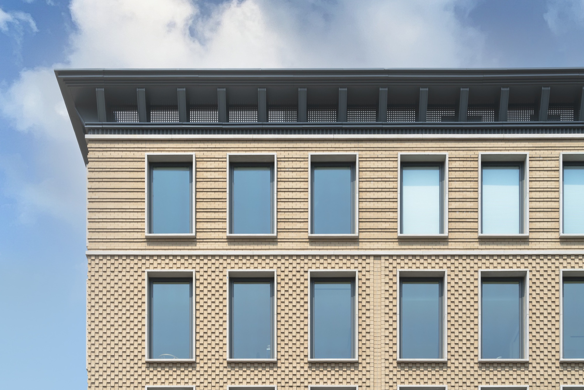 Gallery of Call for Entries: 2023 Brick in Architecture Awards - 20