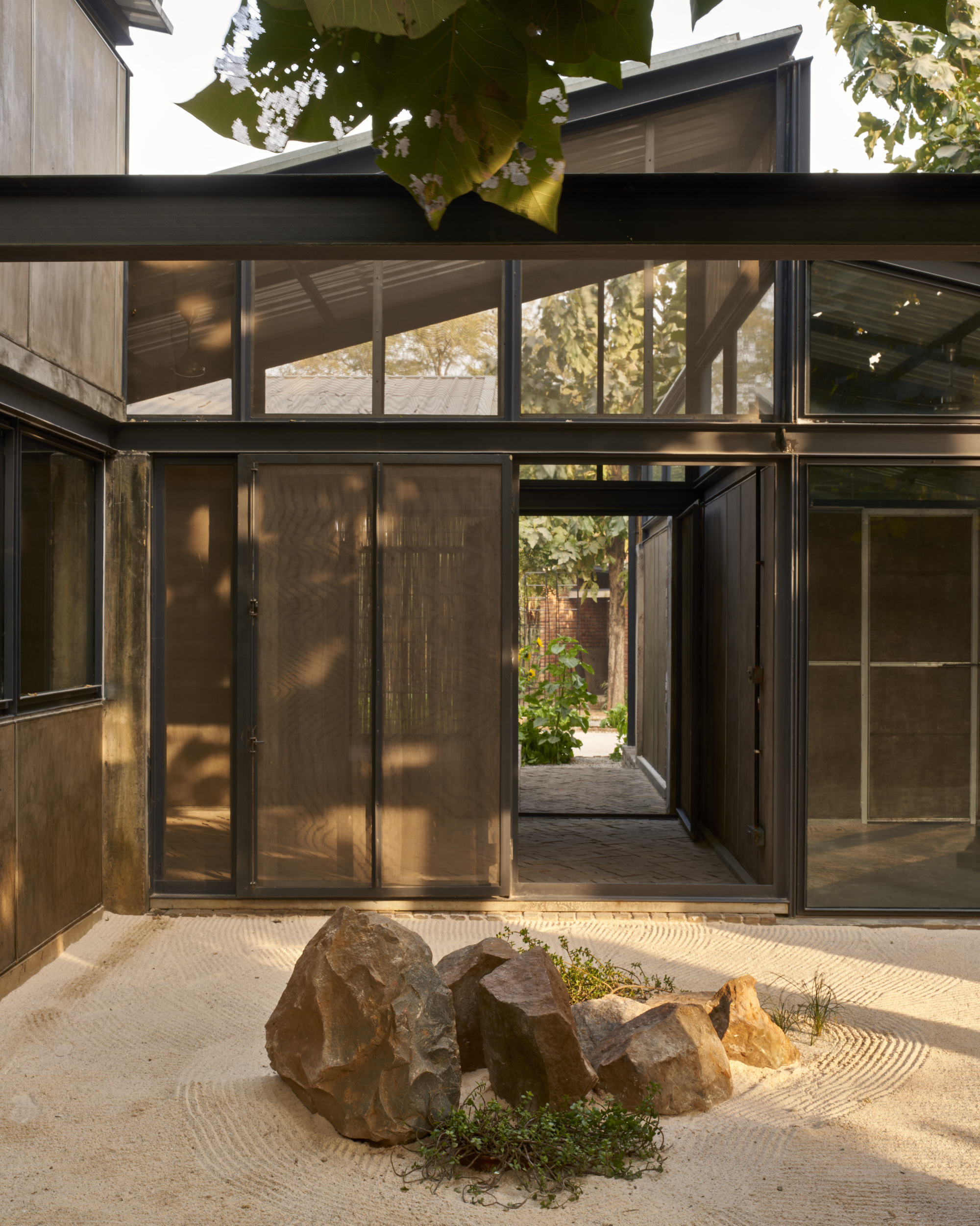 Gallery of Artist Residency Farm8 / Studio Array - 11