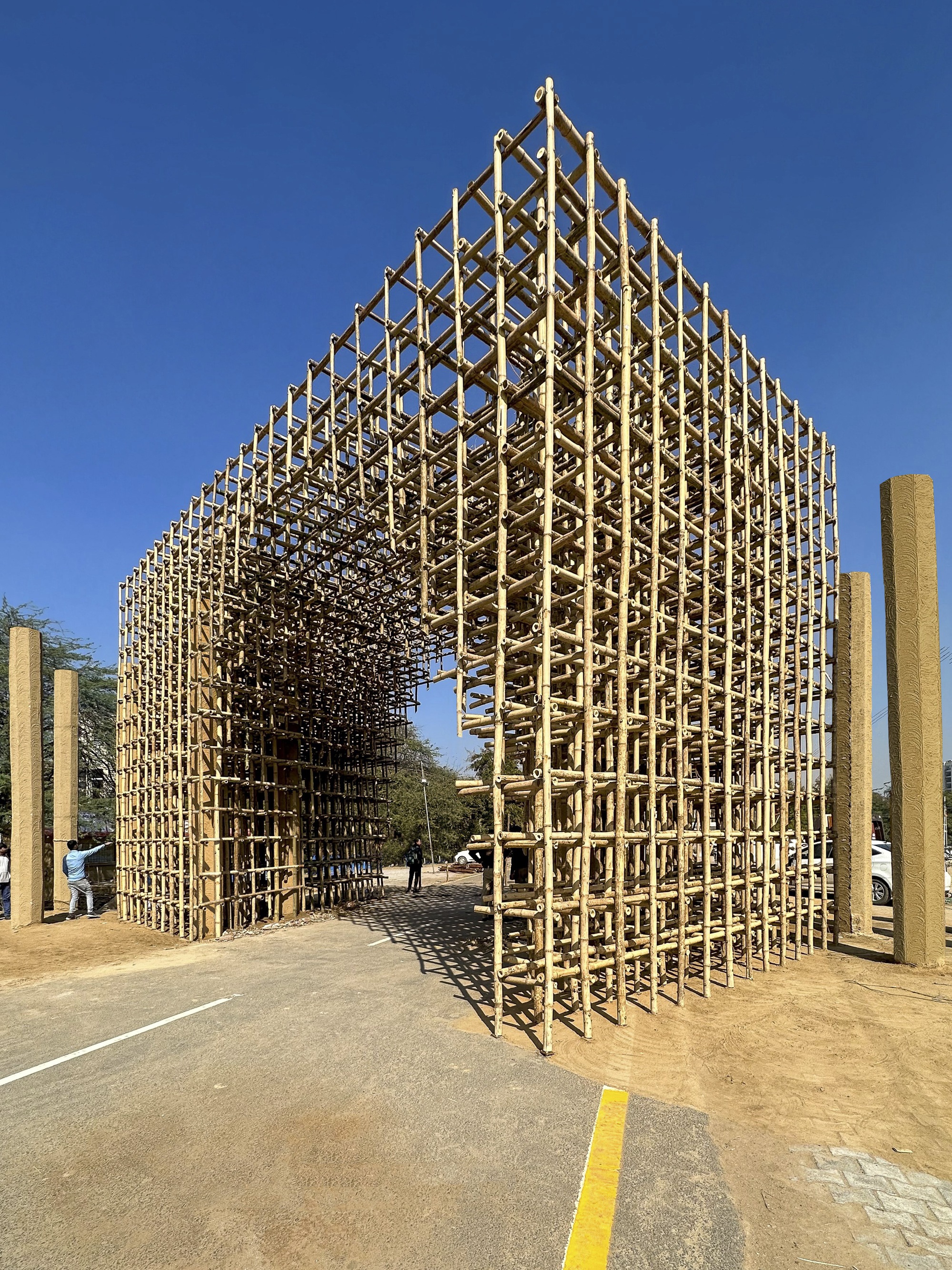 Gallery of Northeast Commemorative Gate / atArchitecture - 8