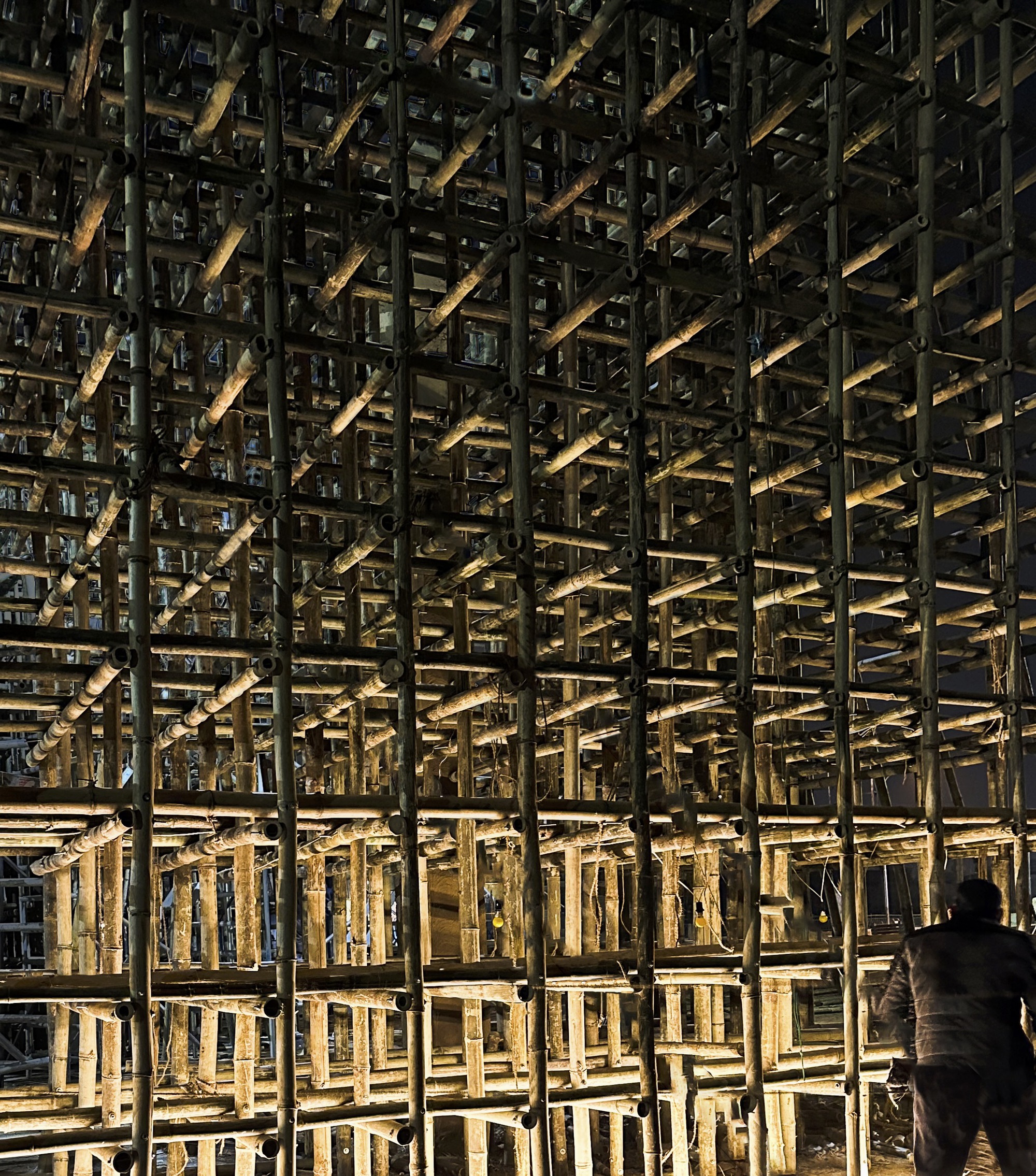 Gallery of Northeast Commemorative Gate / atArchitecture - 17