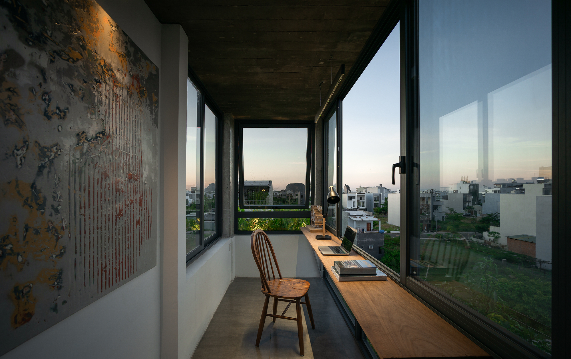 Gallery of The HIÊN House / Winhouse Architecture - 27