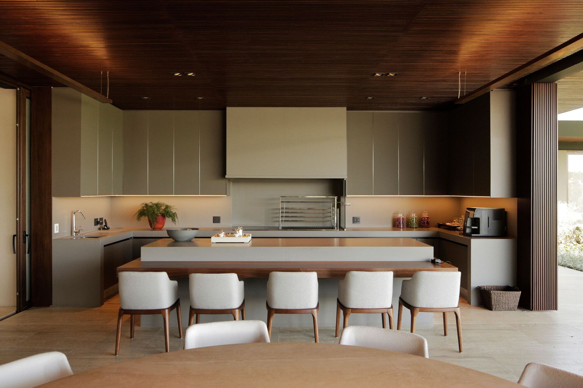 Gallery of SSR Sombreiros House / Gálvez & Márton Arquitetura - 20