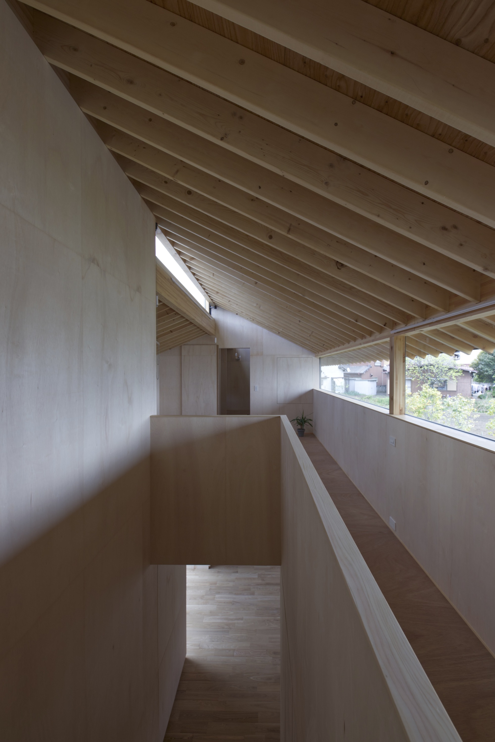 Gallery of House in Hantsuki / Katsutoshi Sasaki + Associates - 9