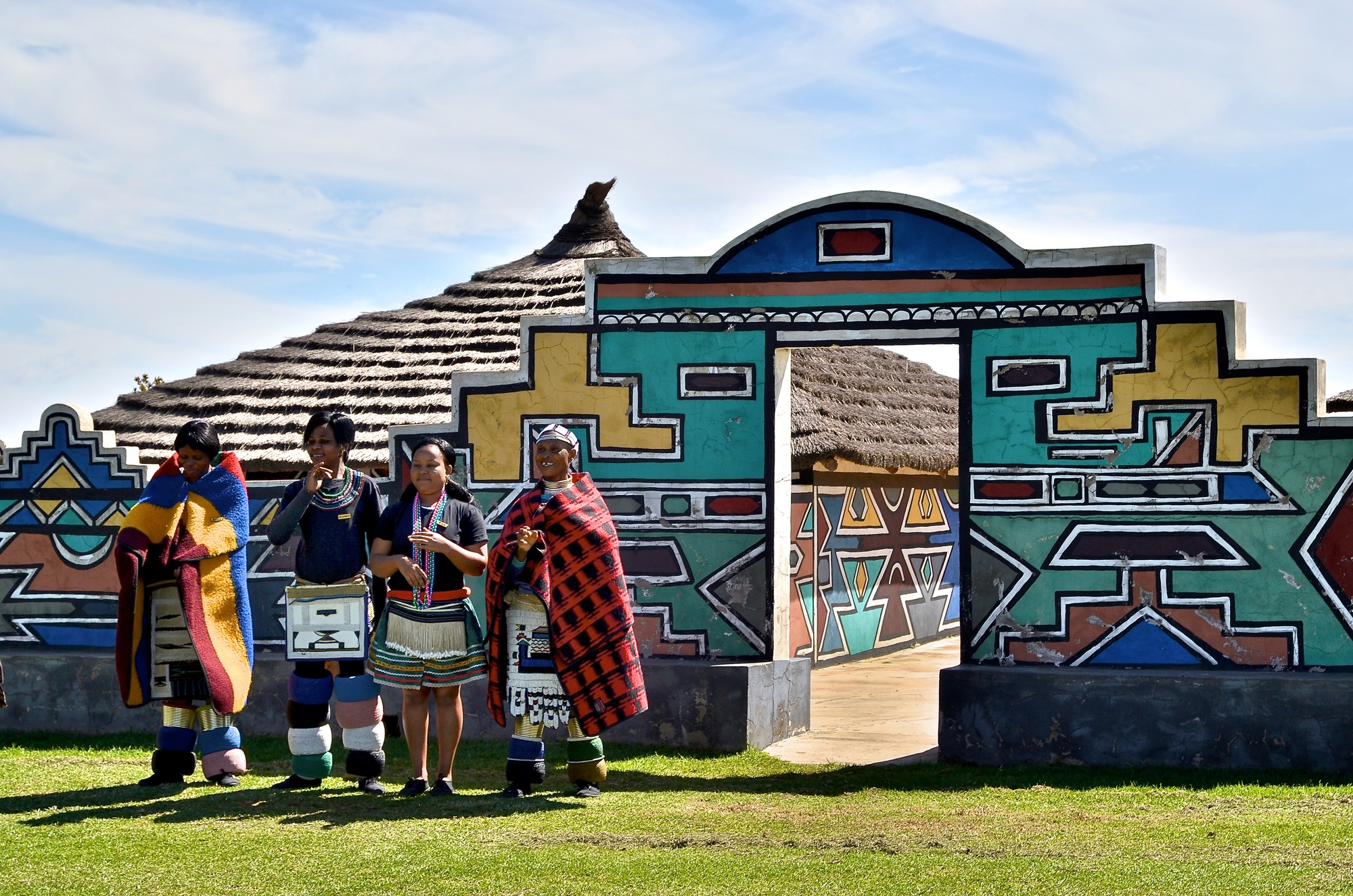 Gallery of Motifs and Ornamentations: Inspirations Behind the Colors of ...