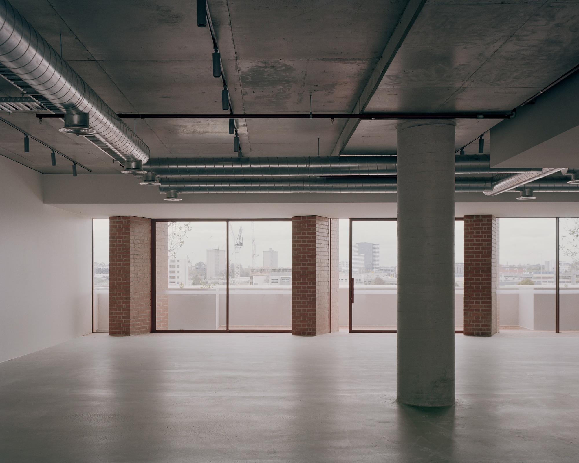 Gallery of Bruce Street Commercial Building / Carr - 14