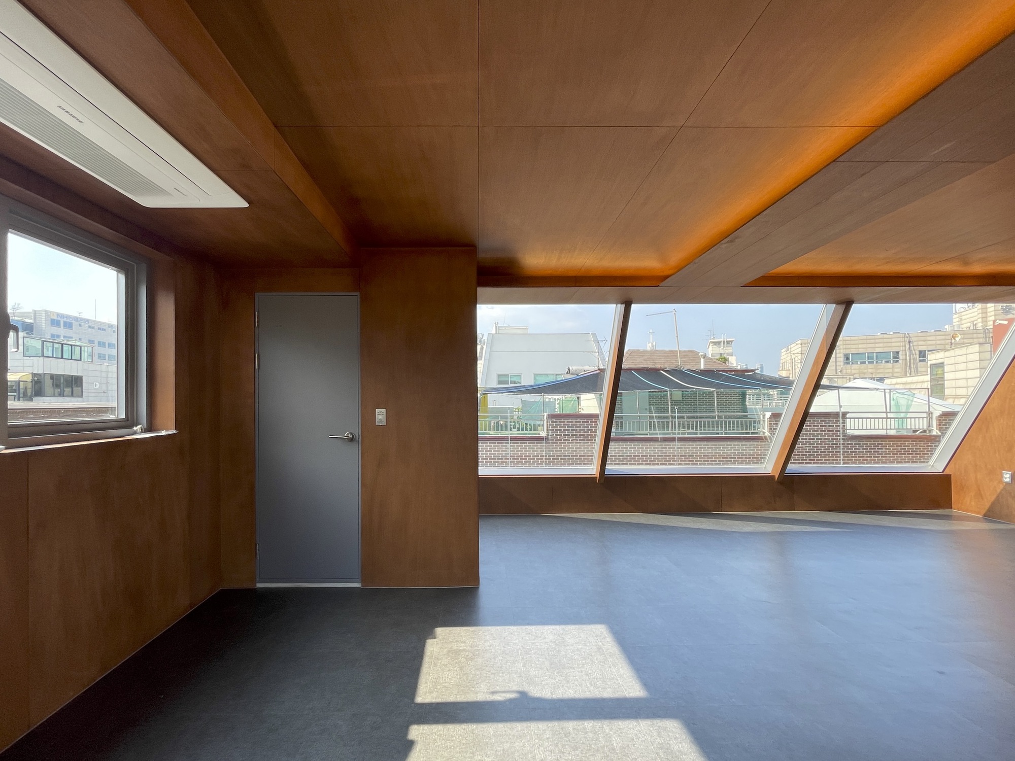 Gallery of Episode 1. SINSA Building Renovation and Extension / Design ...