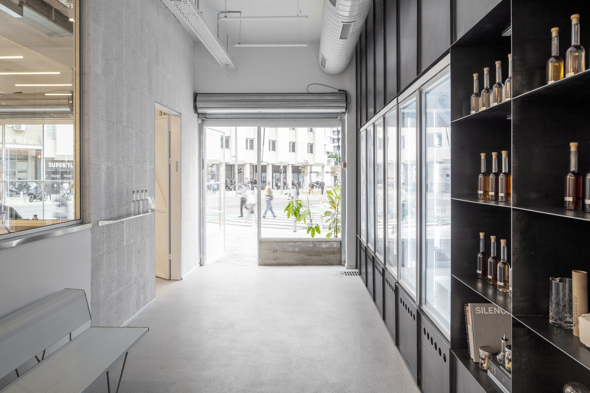 Gallery of Liquidium Cocktail Laboratory / OMI - 14