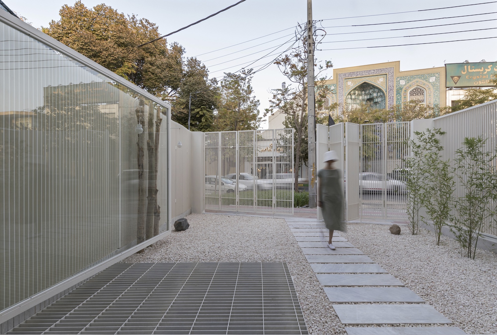 Gallery of White Trio House Office and Store / White on White Studio - 5